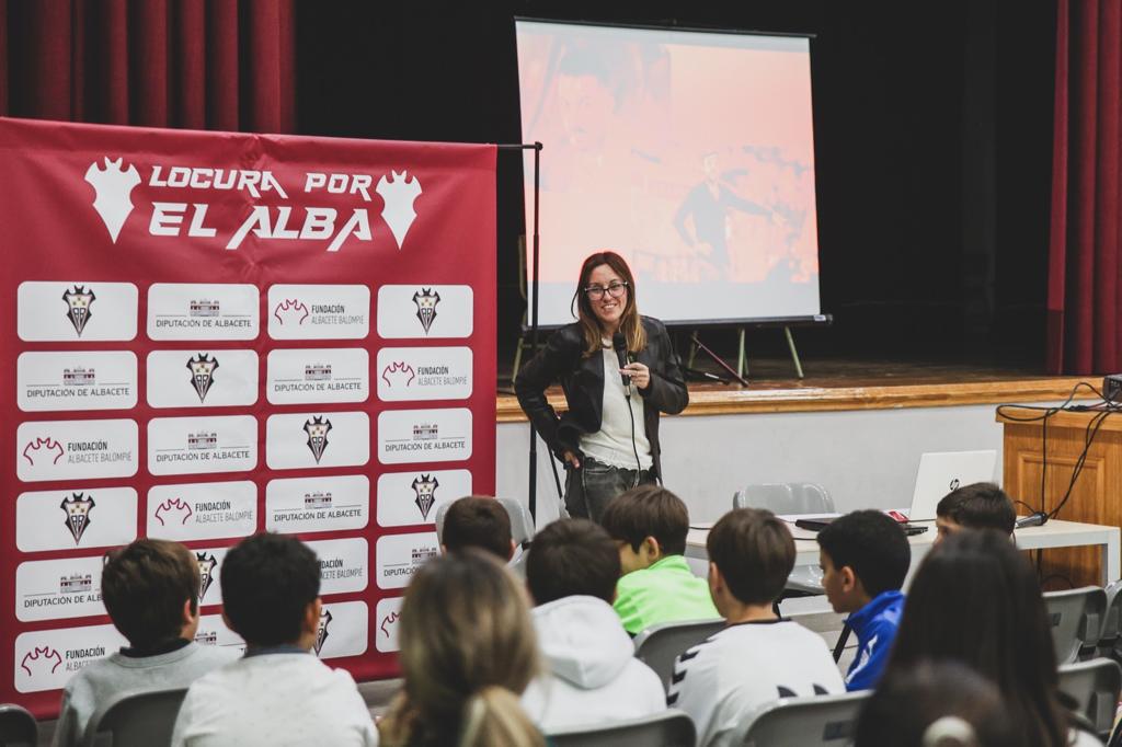 Rosa María Gómez: la Nueva Dirección del CD Alba F. Femenino | Albacete ...