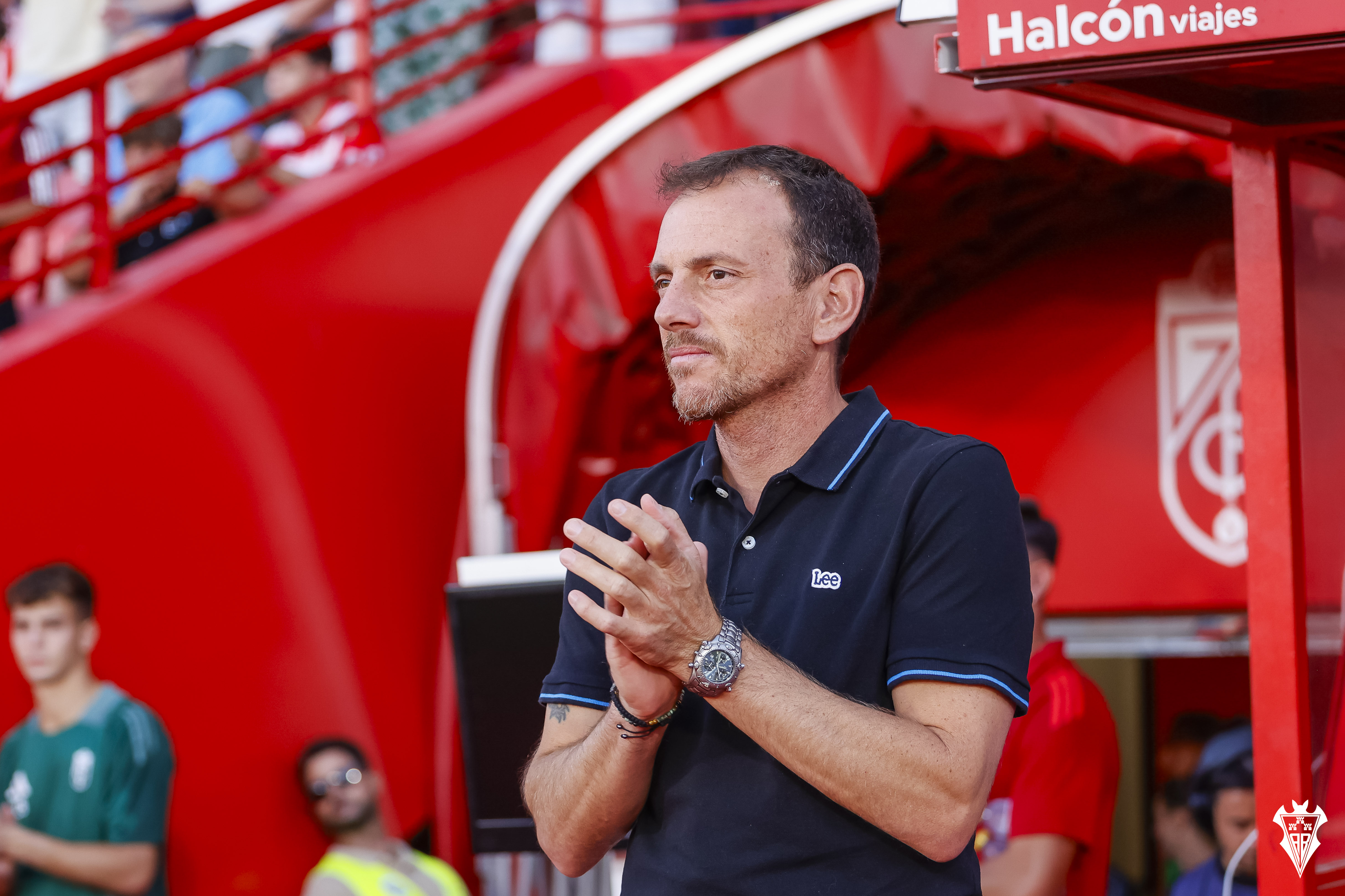 Victoria alba en el estreno de la temporada vs el Granada | Albacete ...