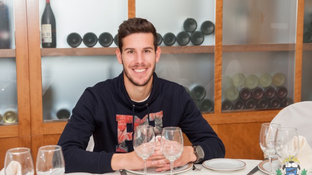 Entrevista con Álvaro Rey en el Hotel La Princesa | A.D. Alcorcón ...