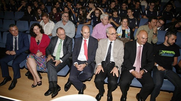 El doctor Ripoll crea una App móvil gratuita para saber cómo actuar ...