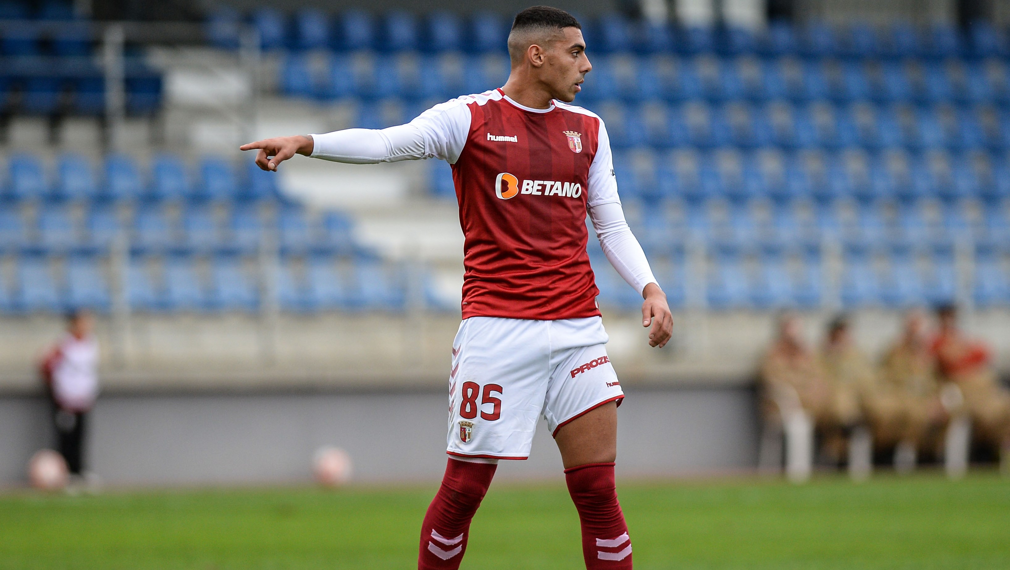 Portuguese Samu Costa, a first-rate all-rounder in Almeria’s midfield ...