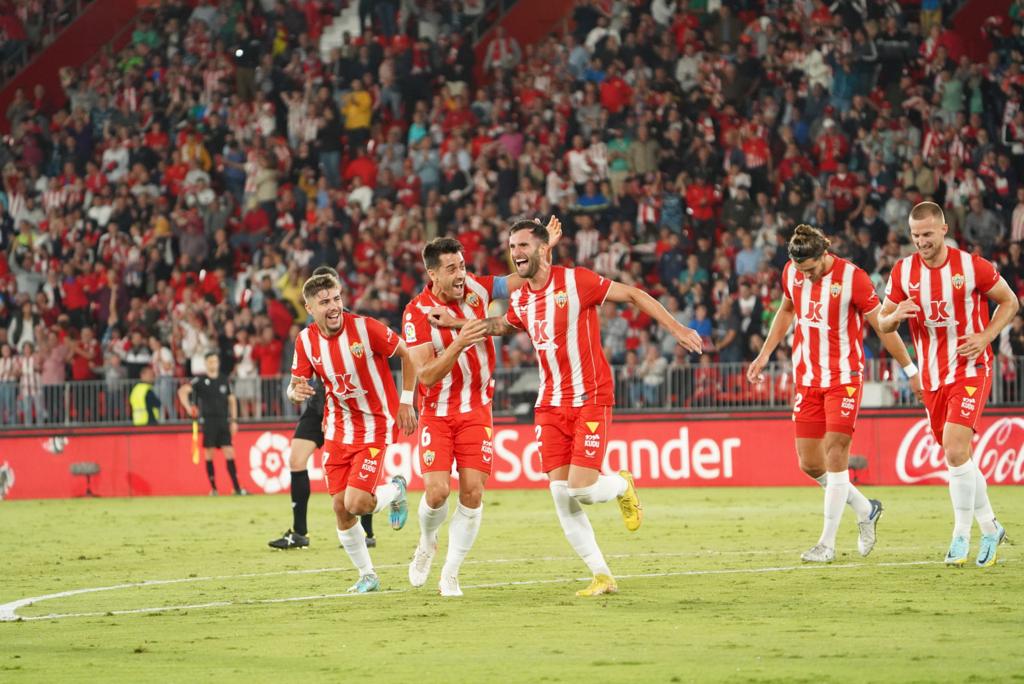 1-0: Cuarto triunfo consecutivo en el Power Horse Stadium | UD Almeria ...