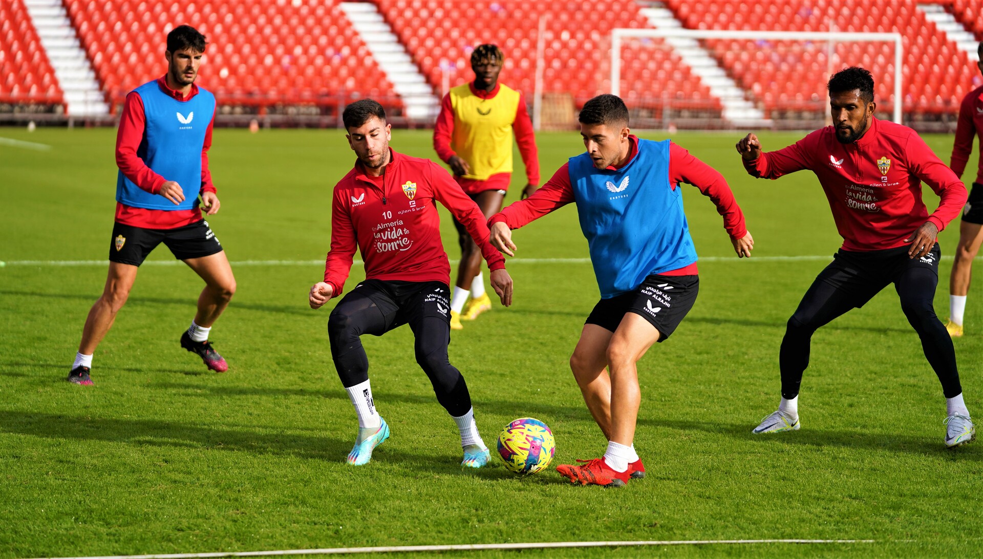 UD Almería set foot in Power Horse Stadium more than a month later | UD ...