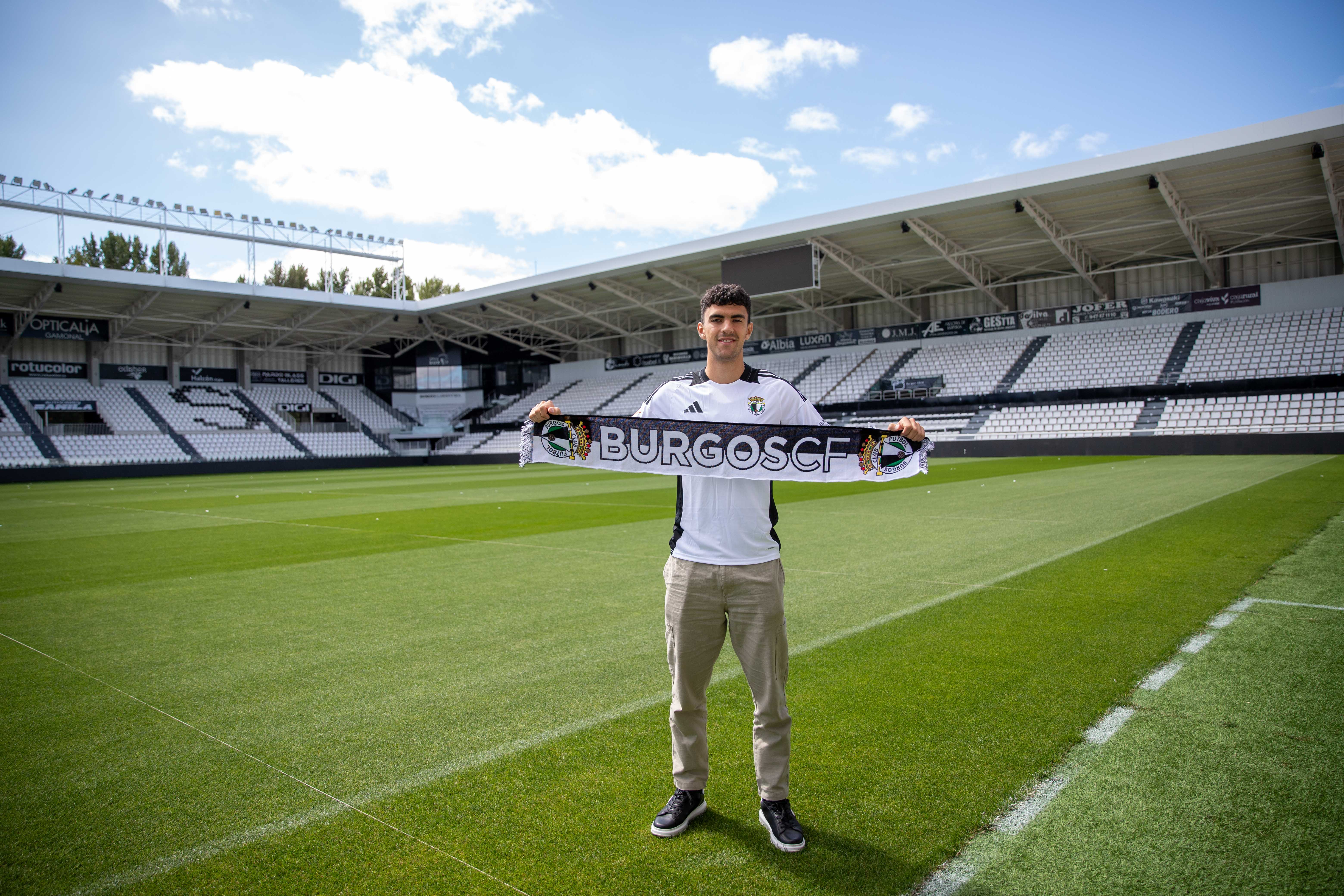 Luka Lecic, talento internacional para la medular del Burgos CF ...