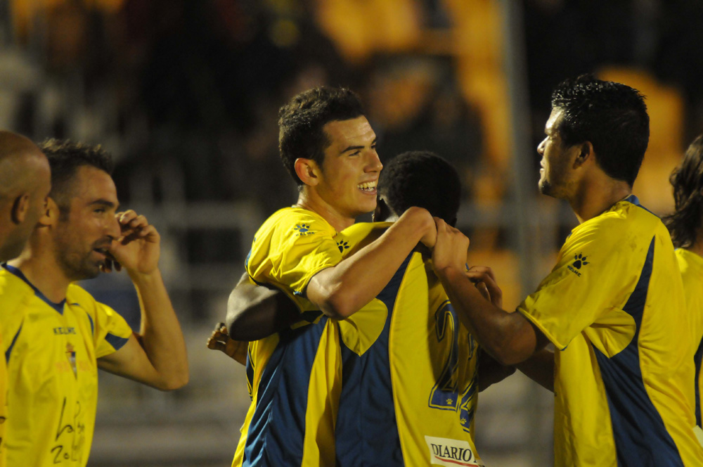 El Cádiz gana jugando bien | Cádiz Club de Fútbol | Web Oficial