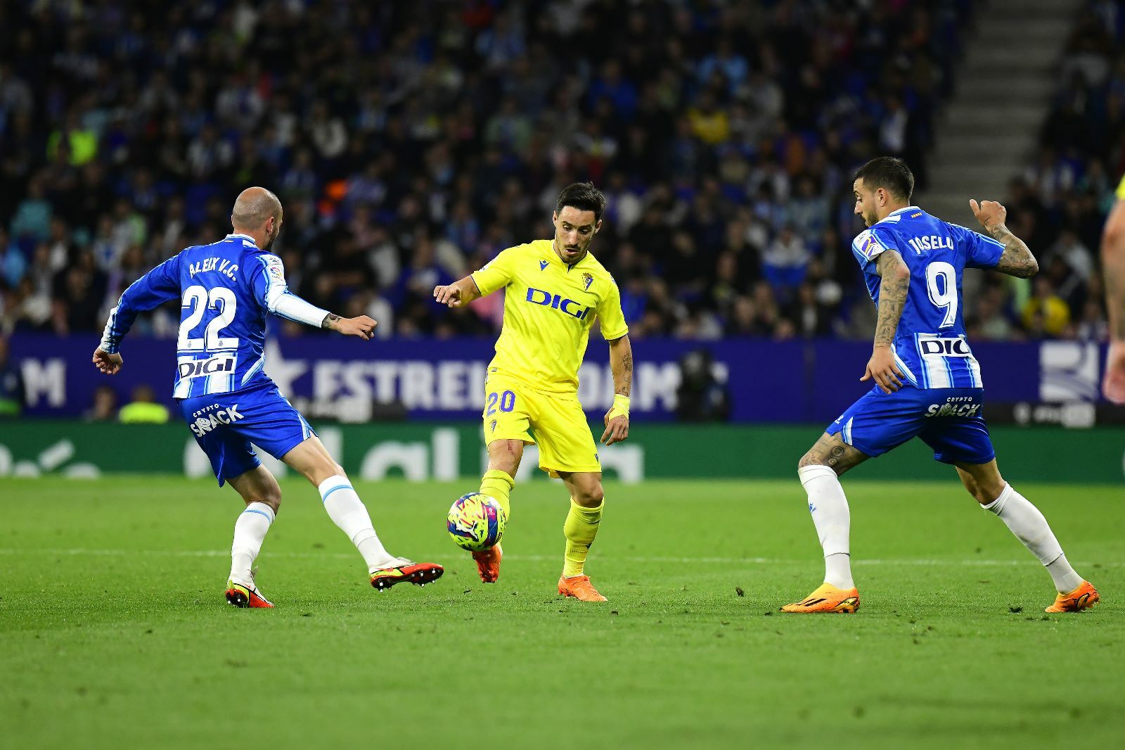 0-0 | Intense tie to continue scoring points | Cádiz Club de Fútbol ...