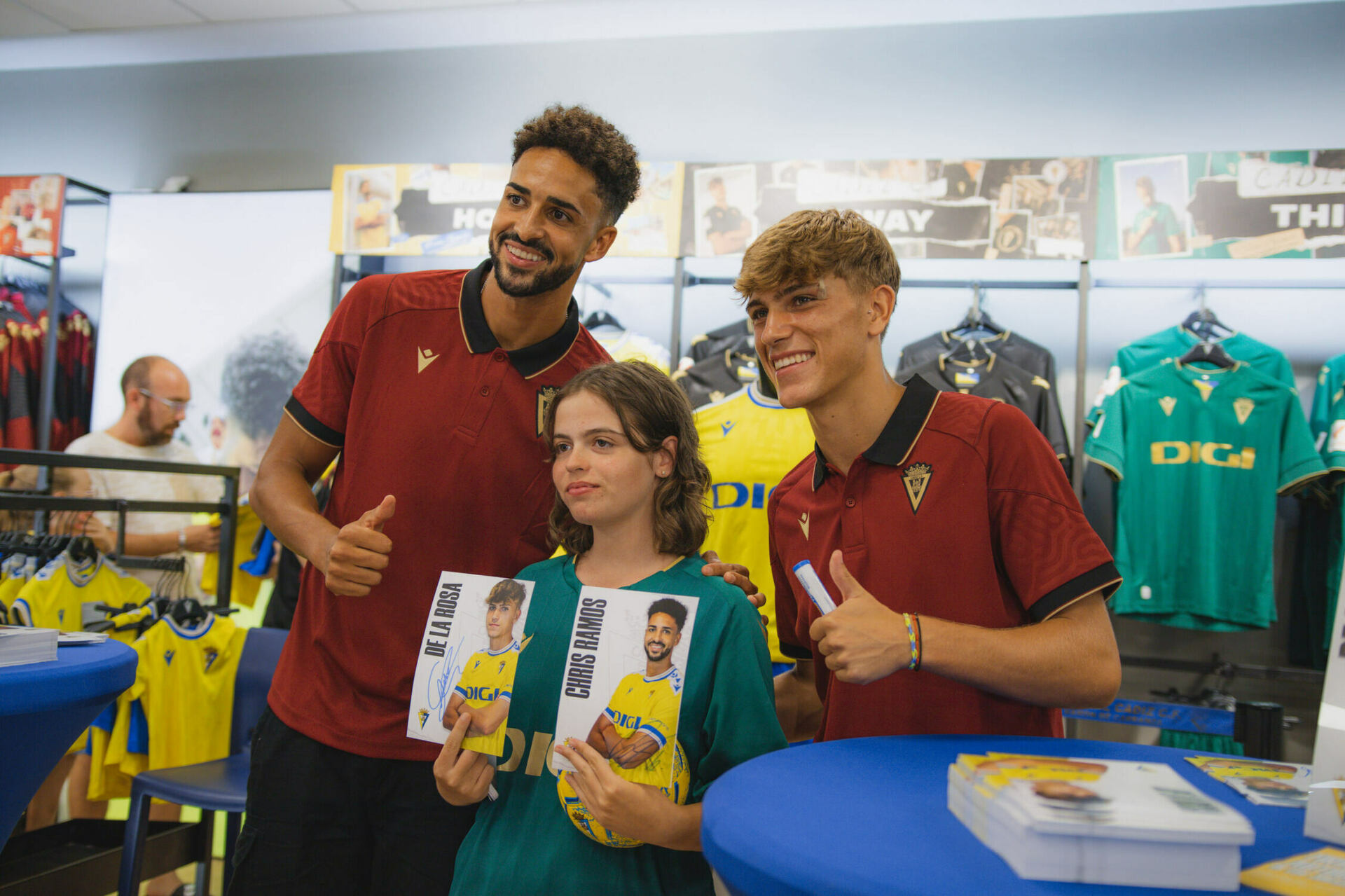De la Rosa y Chris Ramos hicieron las delicias de los aficionados ...