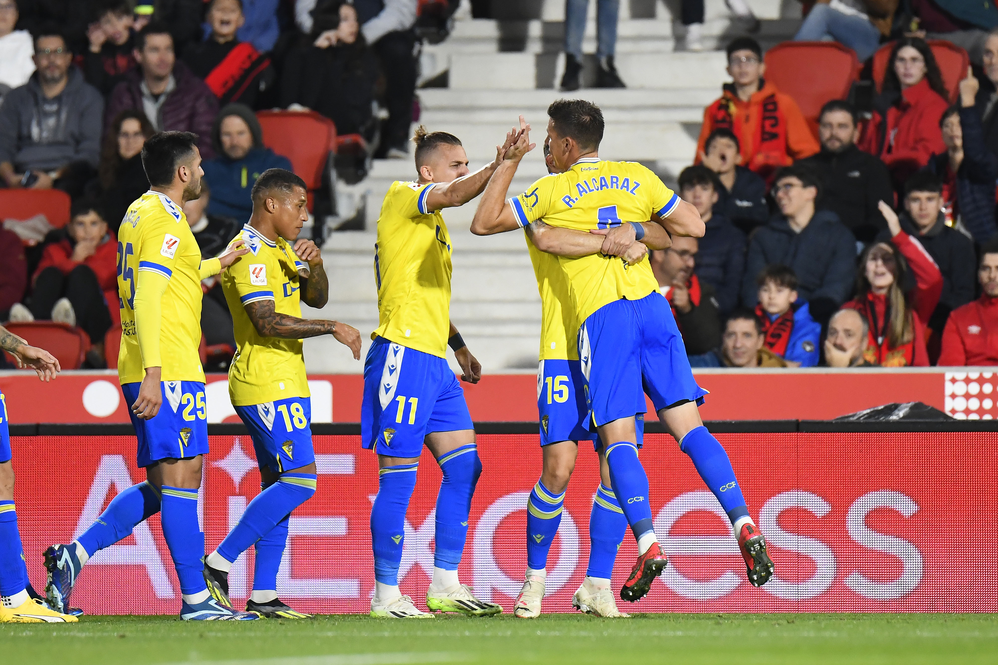 El Cádiz CF, en el TOP10 de LALIGA con mayor número de seguidores ...