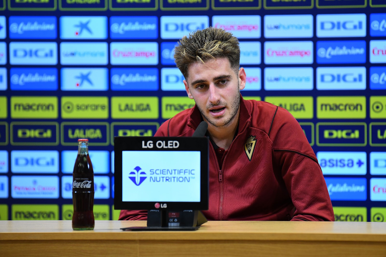 Robert Navarro: "Seguiré trabajando para que lleguen más" | Cádiz Club ...