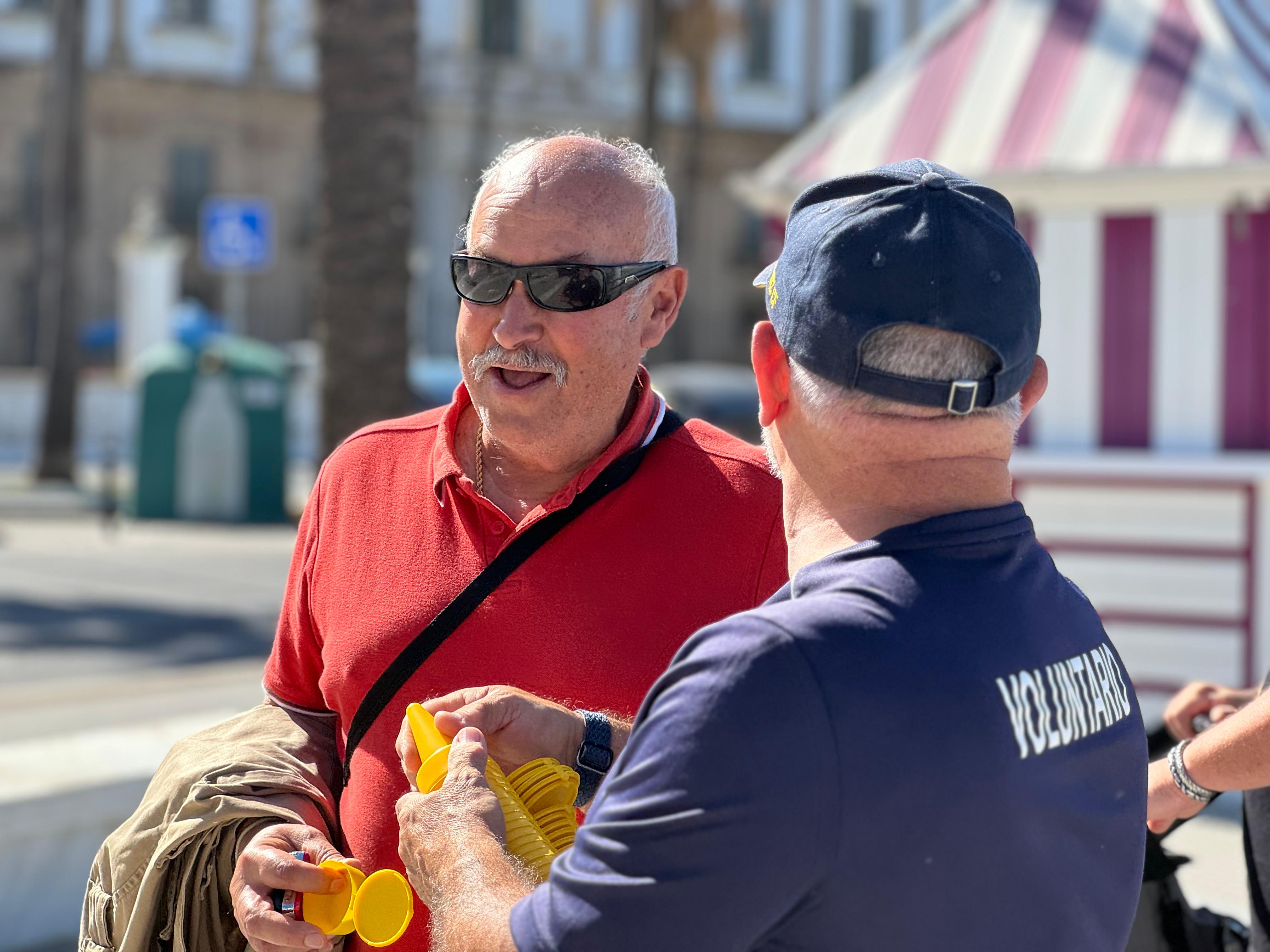 limpieza de las playas de la provincia durante el periodo estival ...