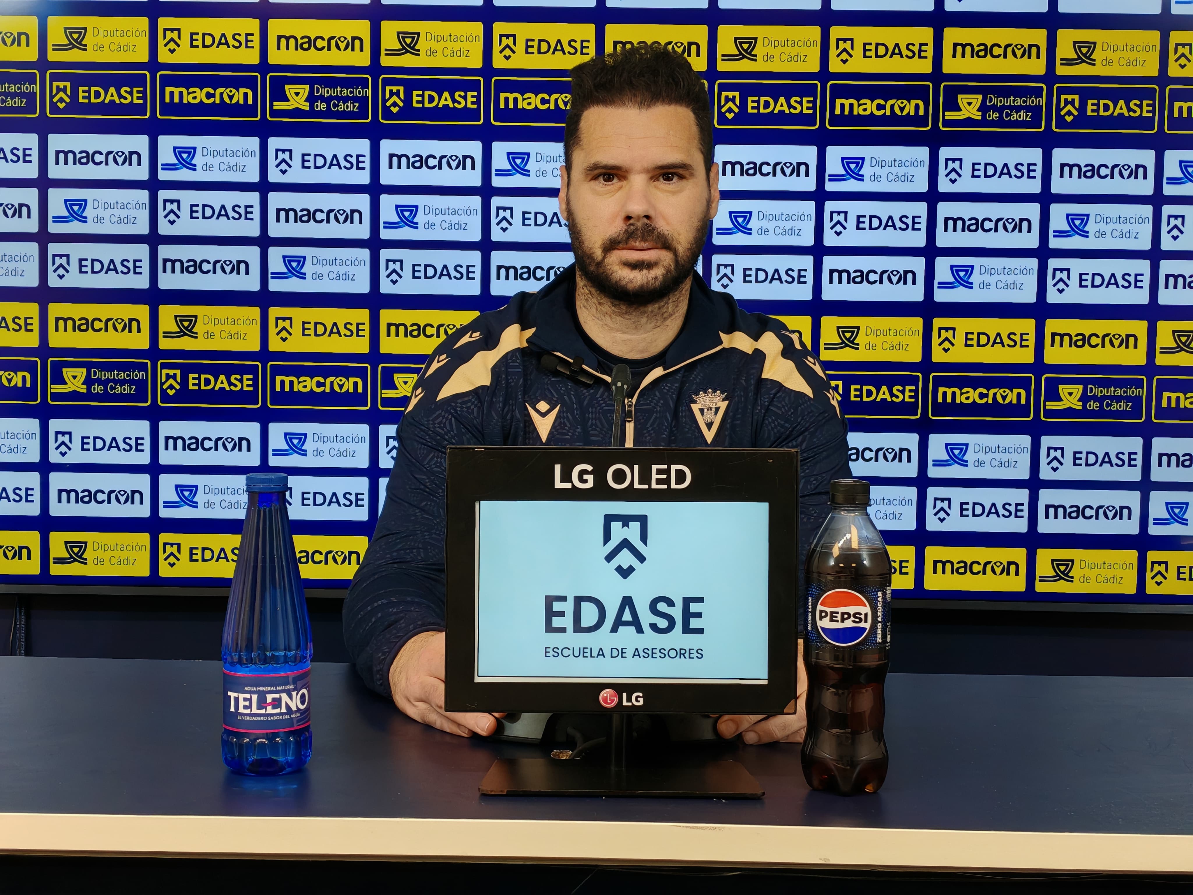 Javi Navarro: “Llegamos enchufados y con ganas de seguir en la buena ...