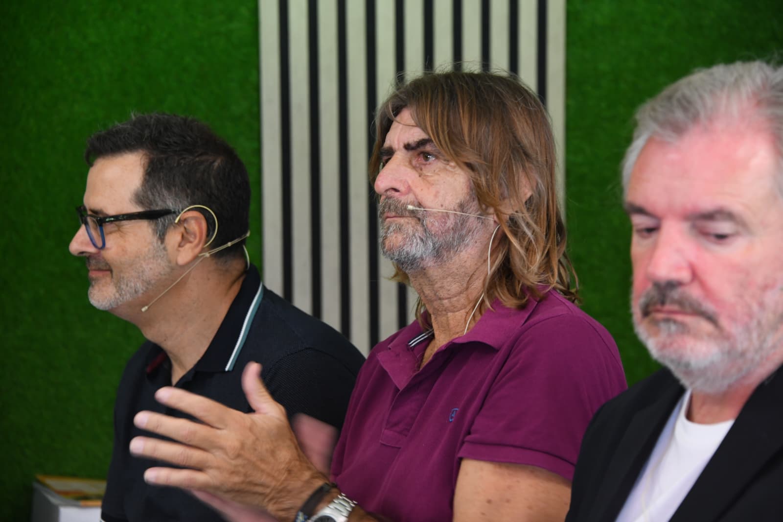 El Estadio Nuevo Mirandilla acoge la presentación de 'Juan José, leyenda cadista' | Cádiz Club ...