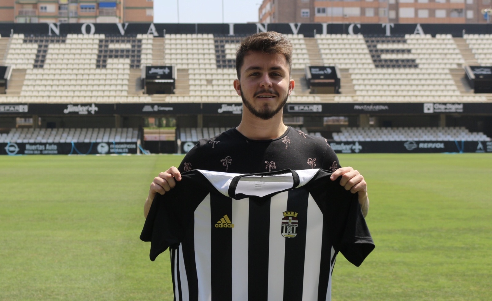 Igor Paim: “Vine para intentar hacer historia y ascender con el ...