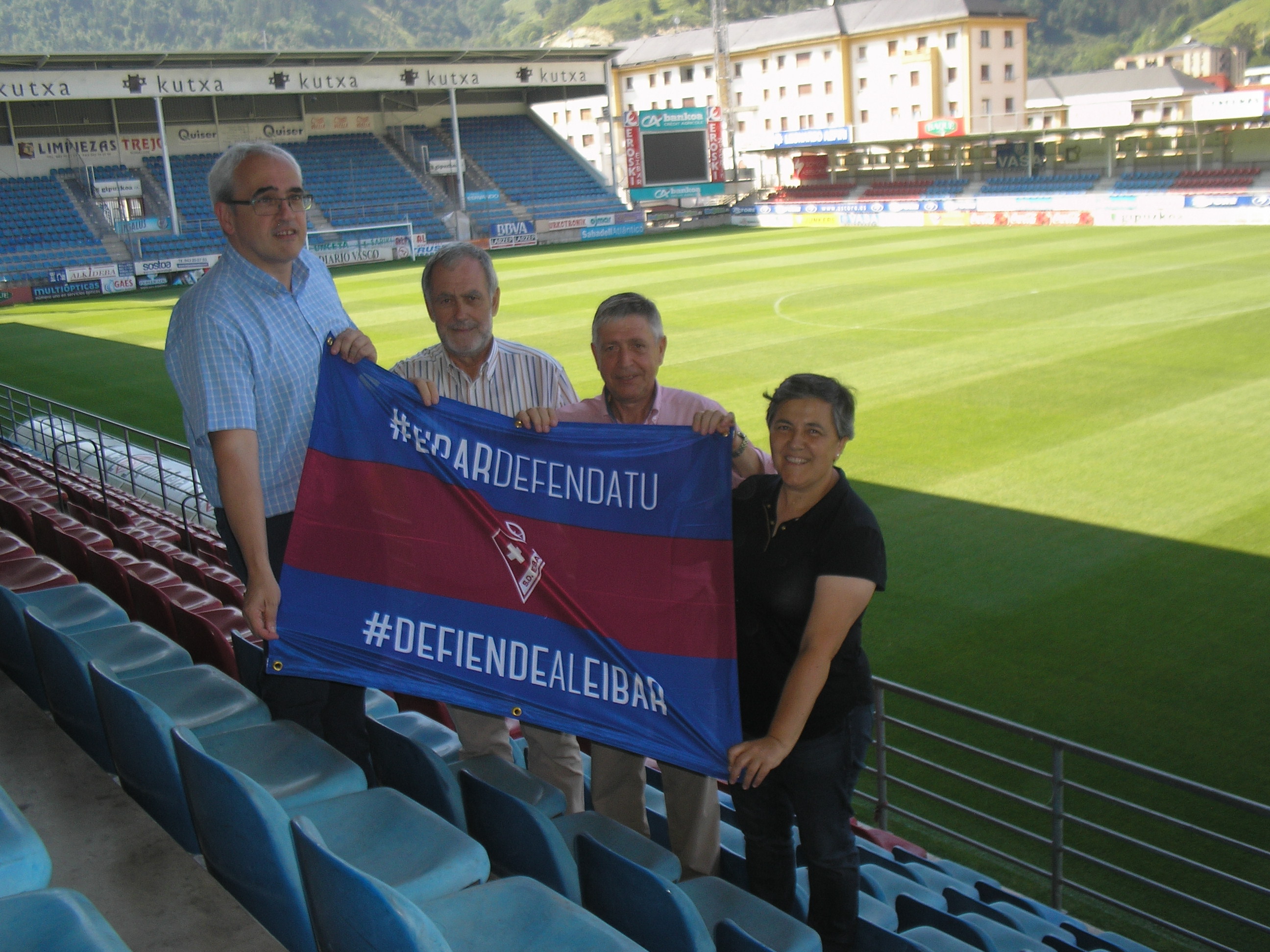 La asociación Eibarkuak suscribe acciones del Eibar | SD Eibar | Web ...
