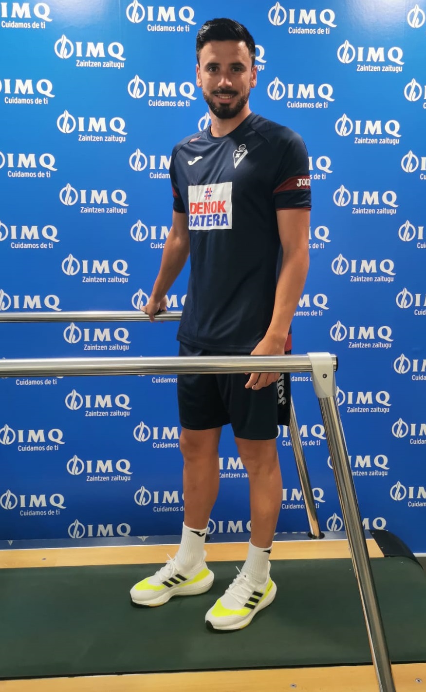 Javi Muñoz, nuevo jugador armero hasta 2023 | SD Eibar | Web Oficial