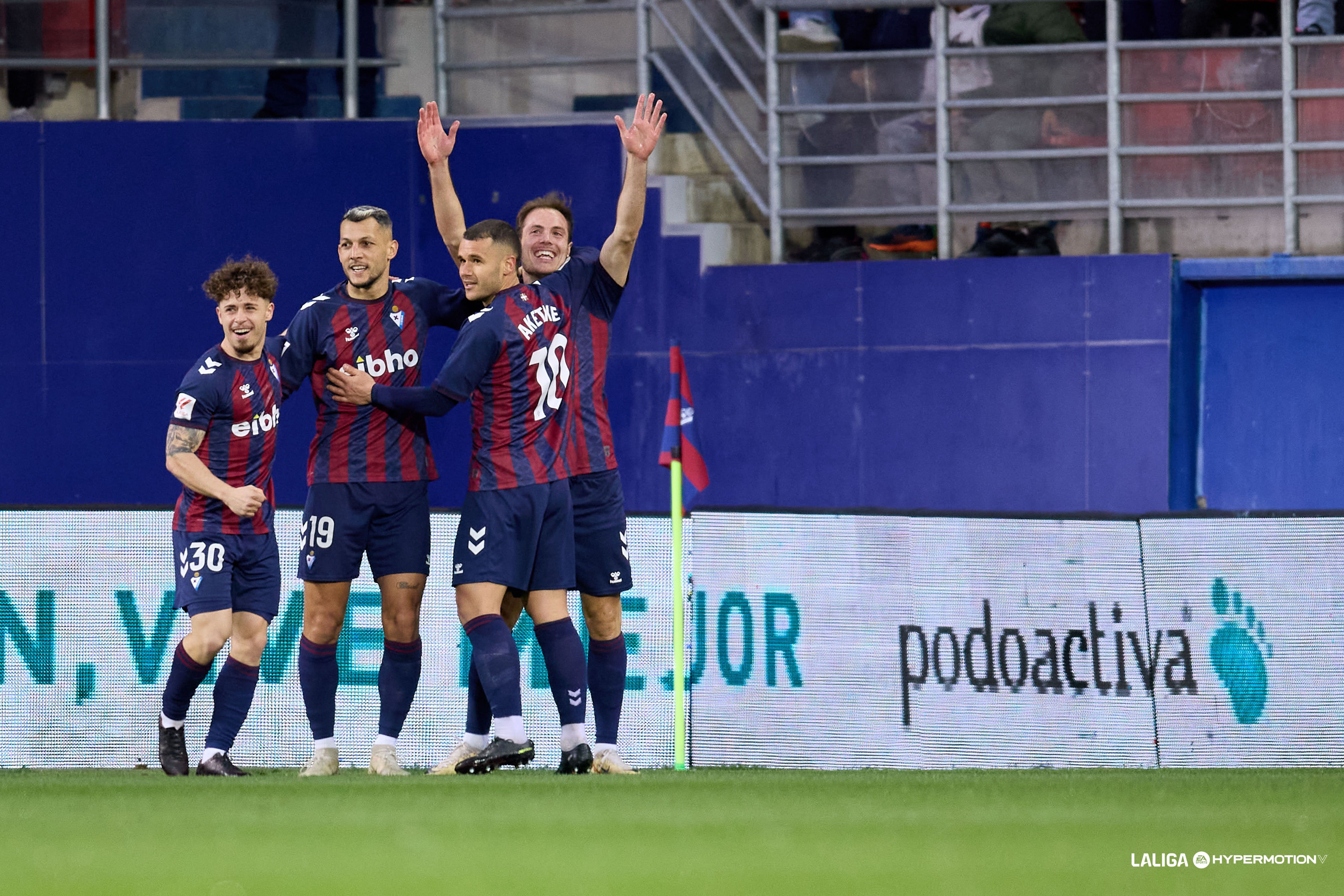 La SD Eibar mete presión al líder | SD Eibar | Web Oficial