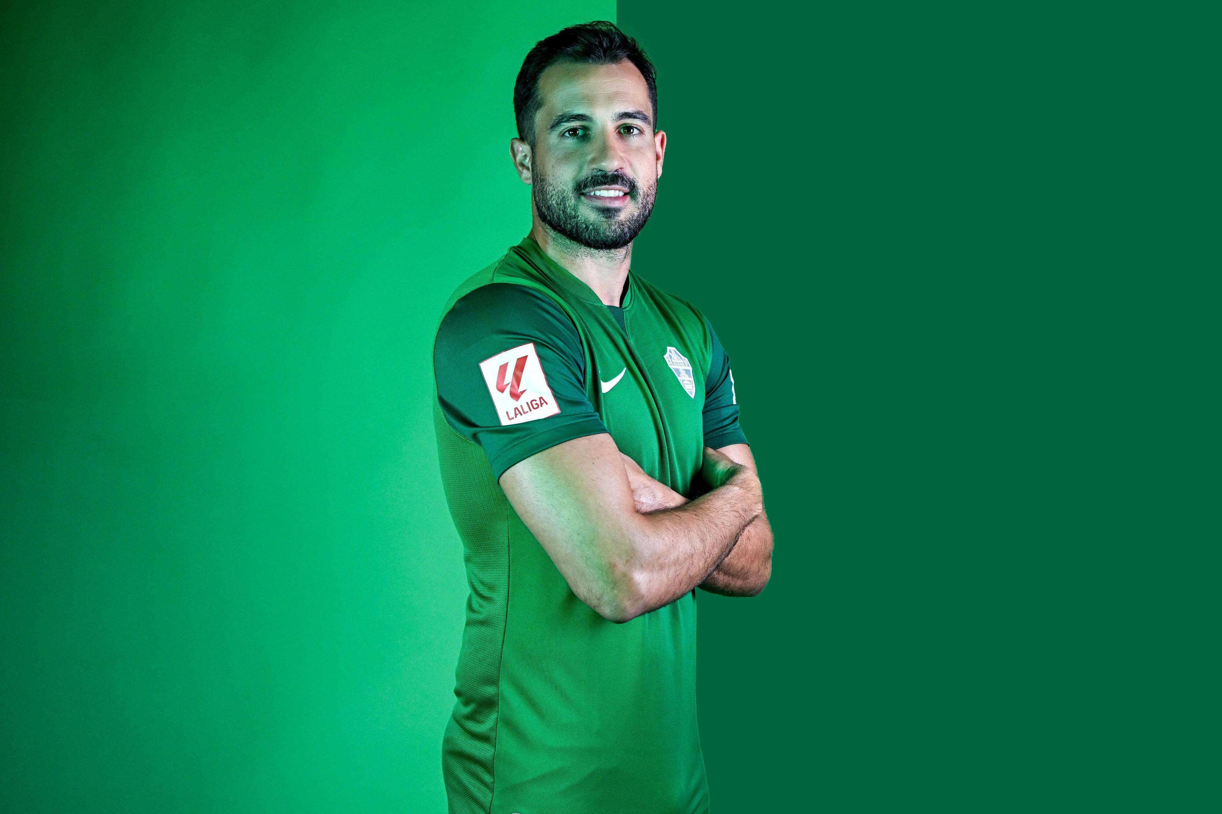 OFICIAL | Mario Gaspar | Elche CF | Web Oficial