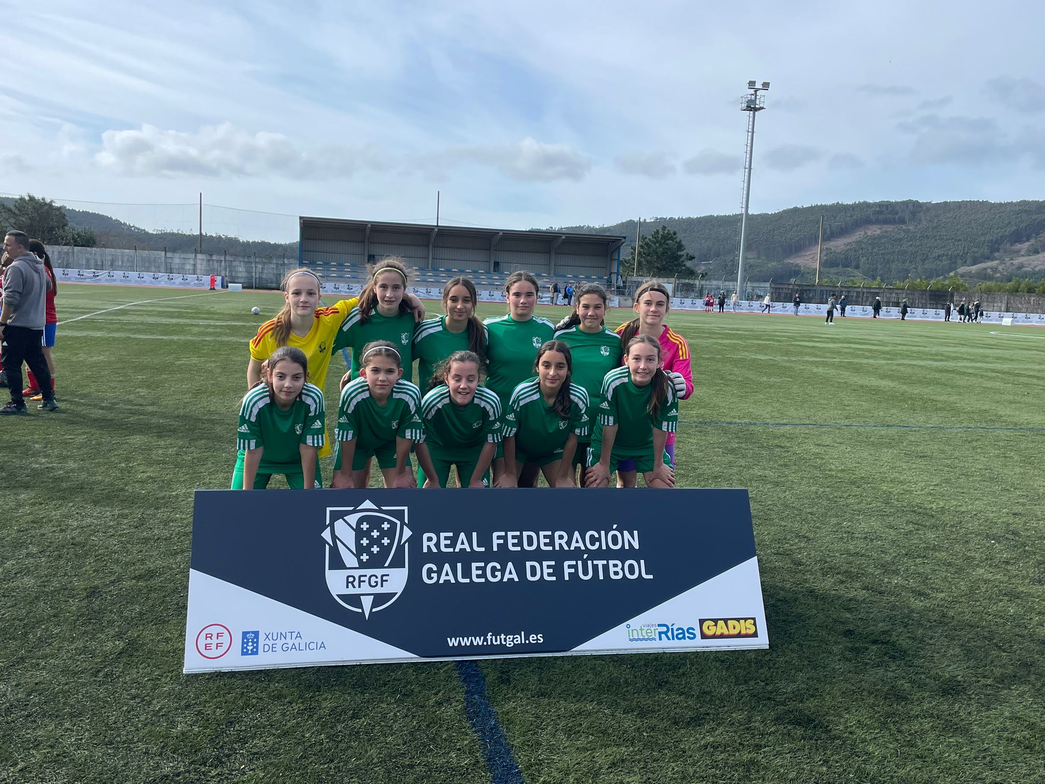 CANTERA | Varios de nuestros jugadores defienden los colores de Ferrolterra en el Campeonato ...