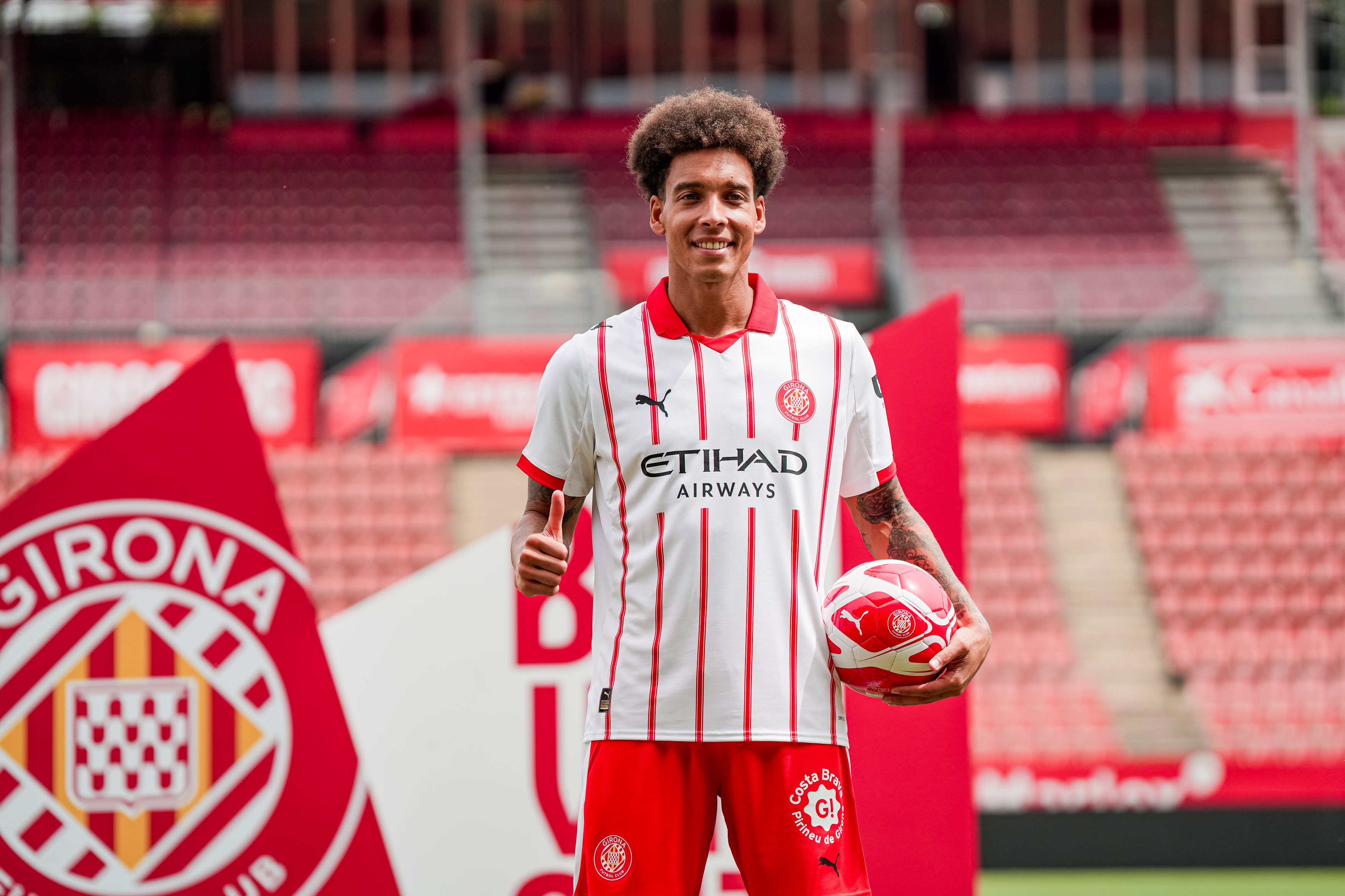 Presentación de Axel Witsel | Girona FC | Web Oficial