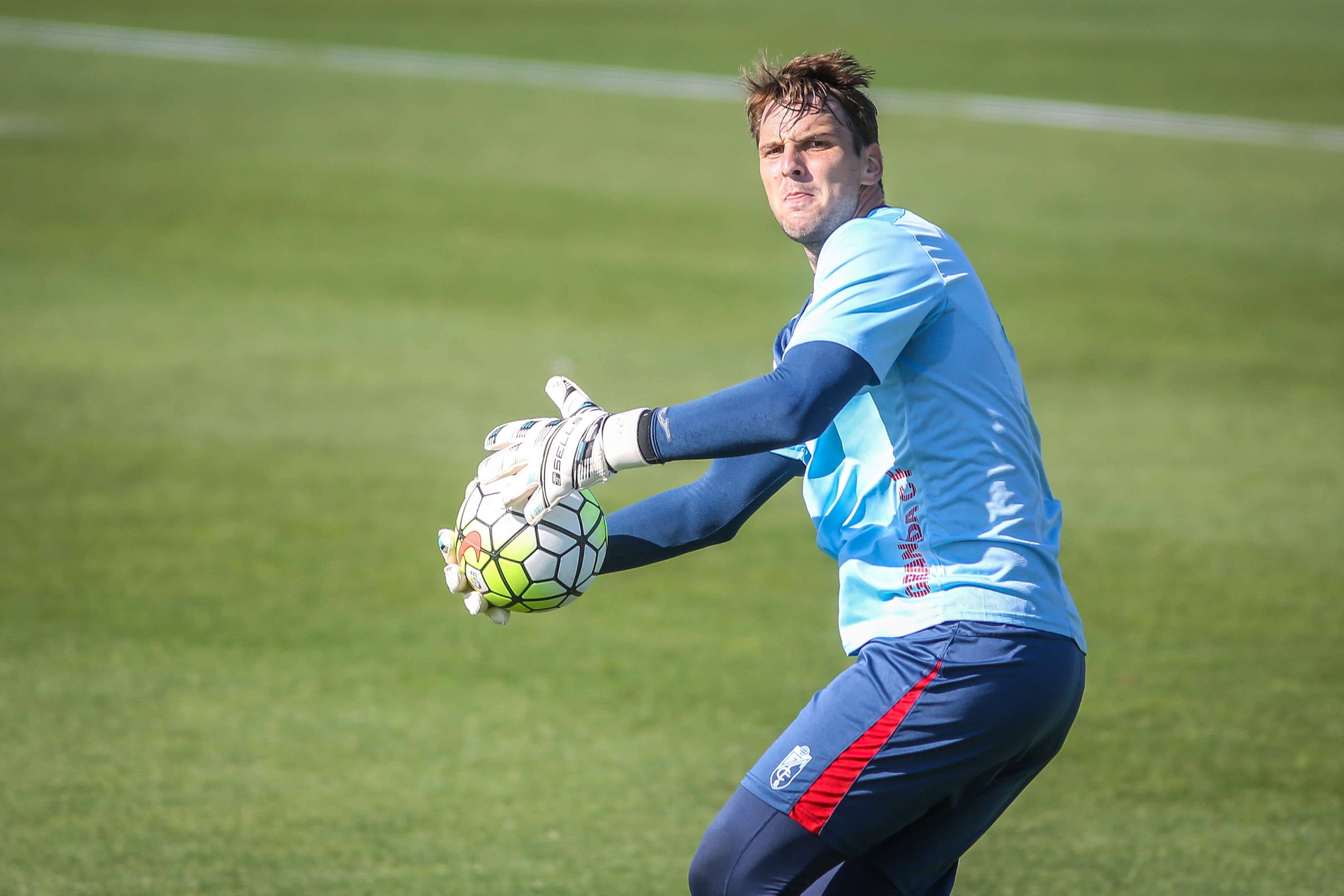 Ivan Kelava “Las declaraciones del diario AS no son mías” | Granada CF ...