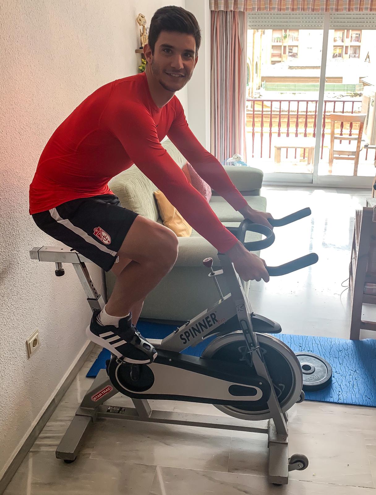 Fran Serrano: "Aprovecho para estudiar mis oposiciones, que con los ...