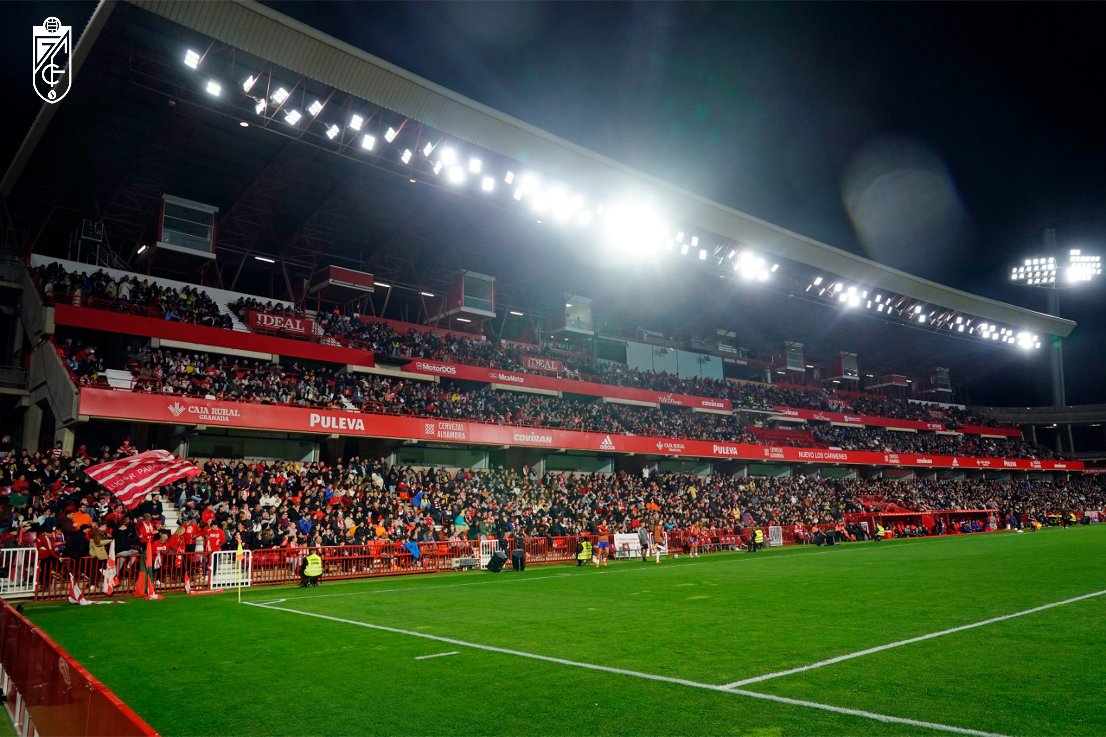 La asistencia en el Nuevo Los Cármenes, de récord para el Granada ...