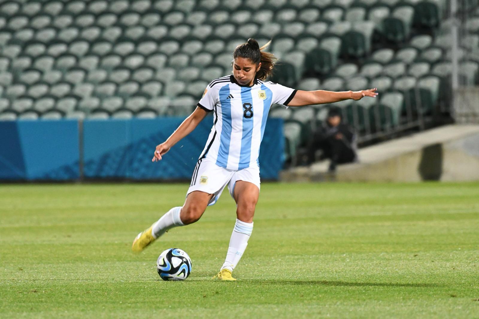 Daiana Falfán finaliza la Copa Oro CONCACAF | Granada CF | Web Oficial