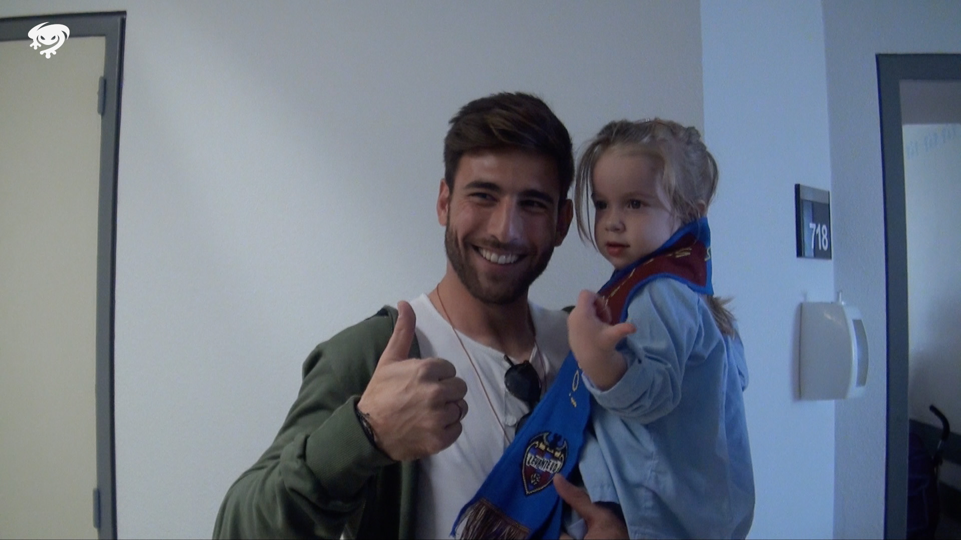 Los jugadores y jugadoras del Levante UD y del Femenino visitan los ...