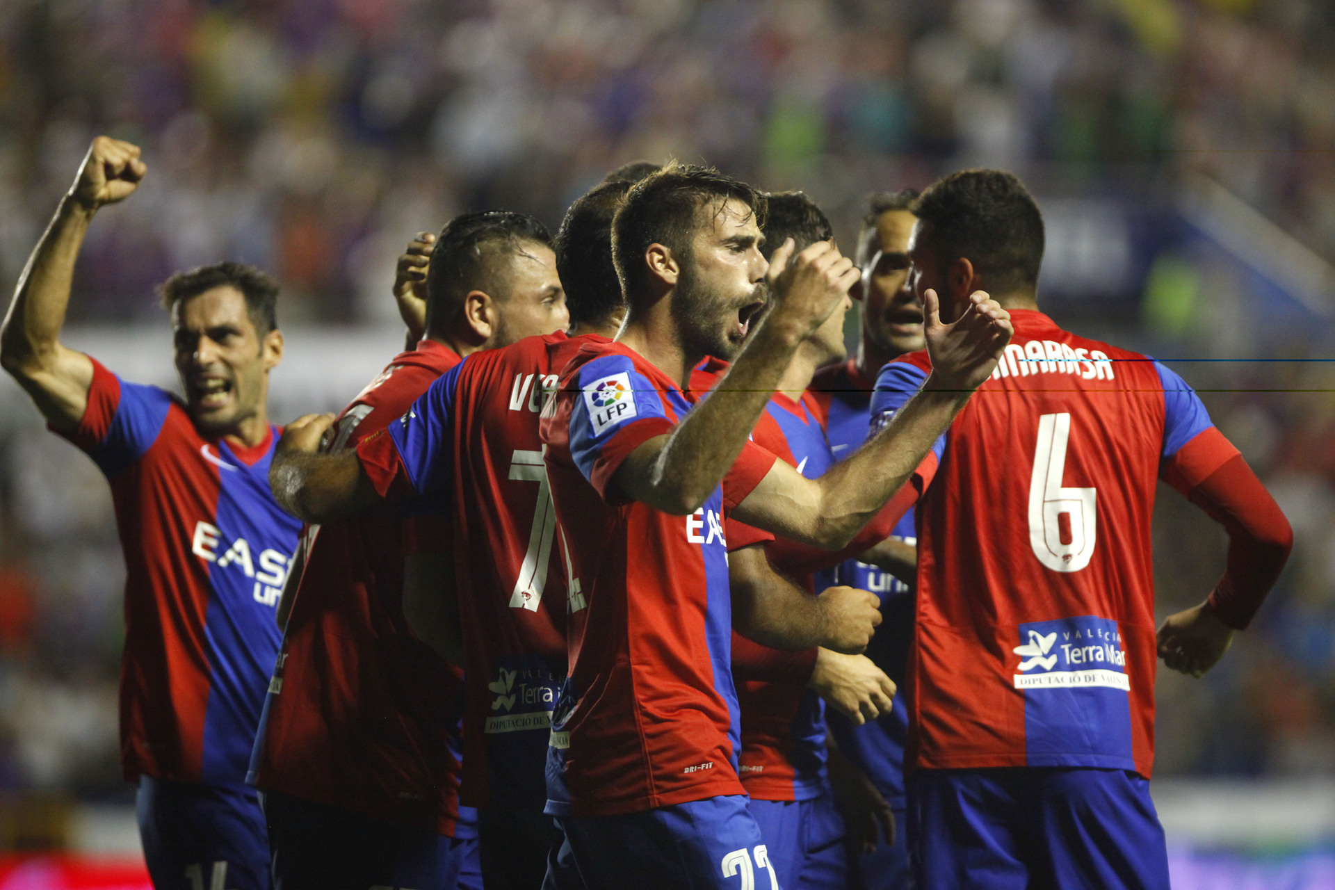 El Levante recupera un punto a base de casta y buen juego | Levante UD ...