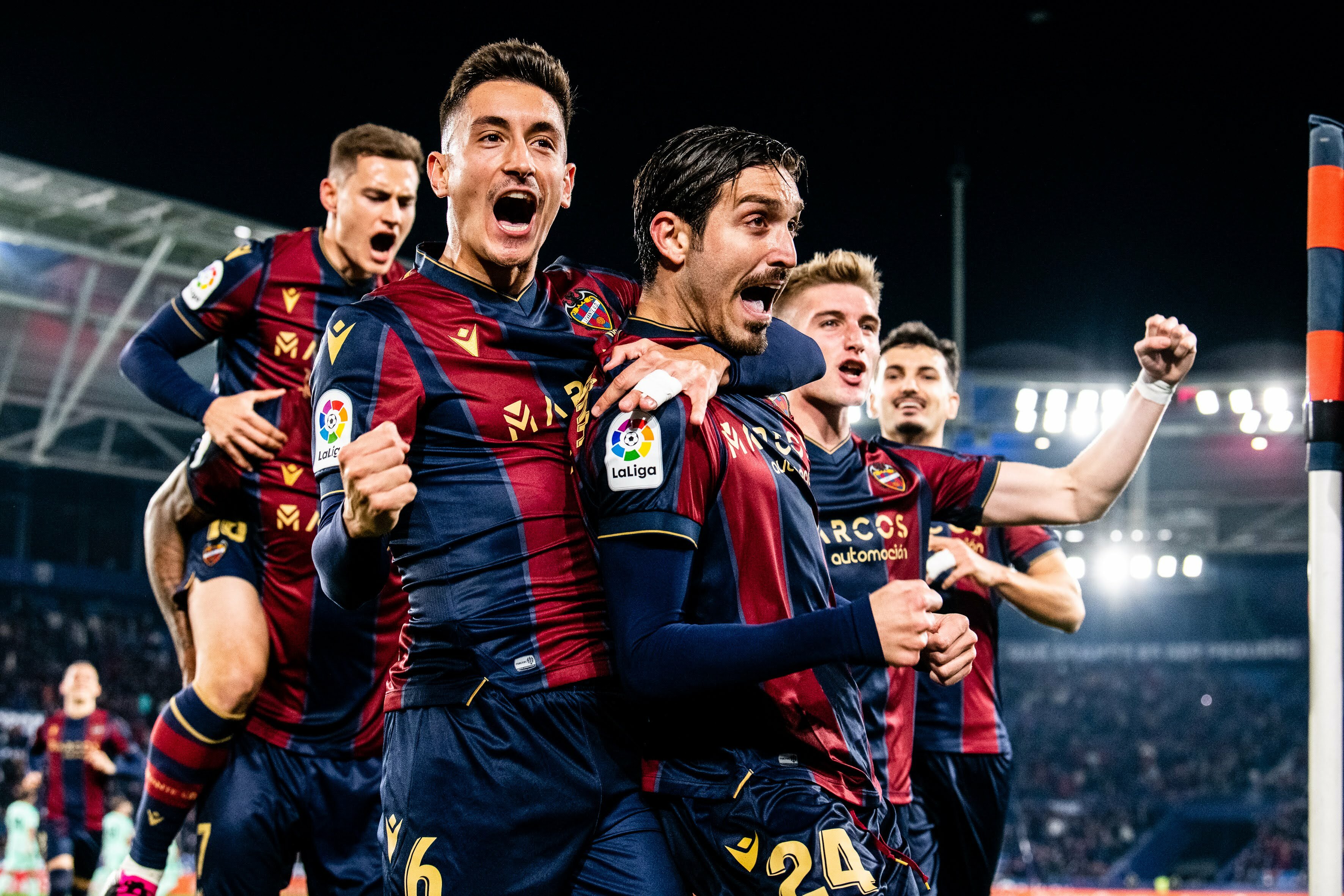 El Levante UD se crece en el duelo de rivales directos frente al ...