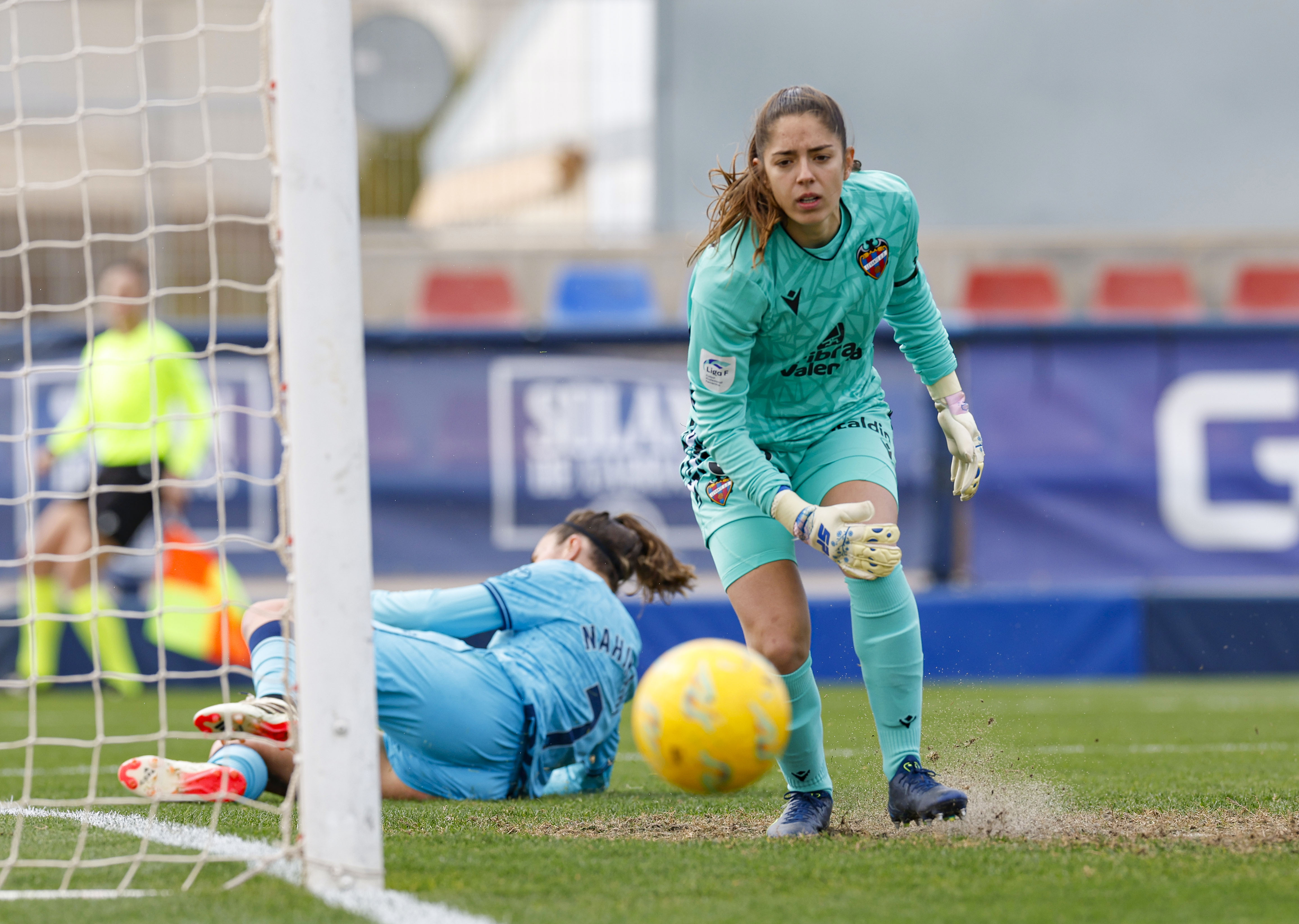 Una amplia representación del Levante UD opta a los Premios Futbol ...