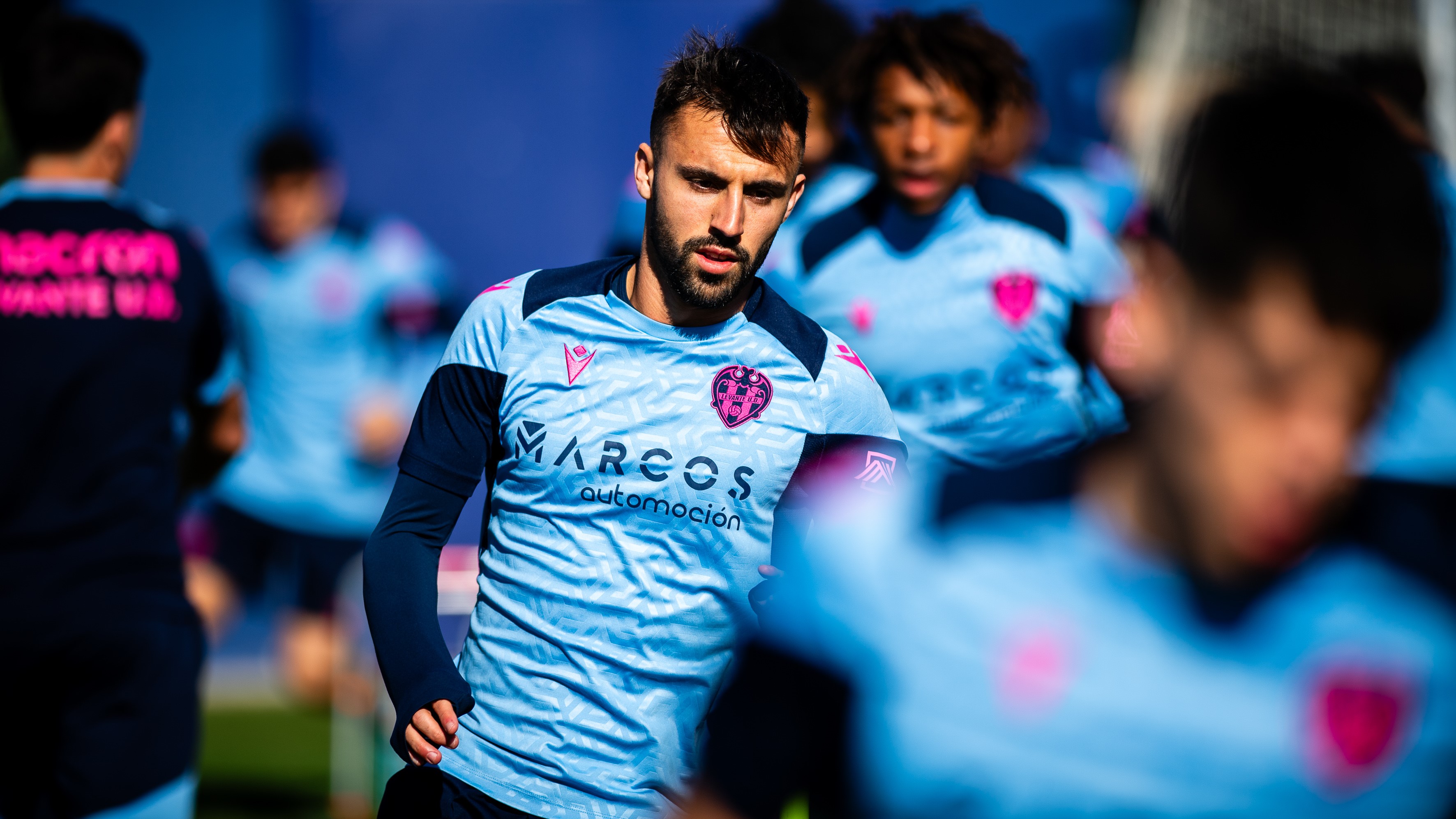 Óscar Clemente regresa al trabajo colectivo | Levante UD | Web Oficial