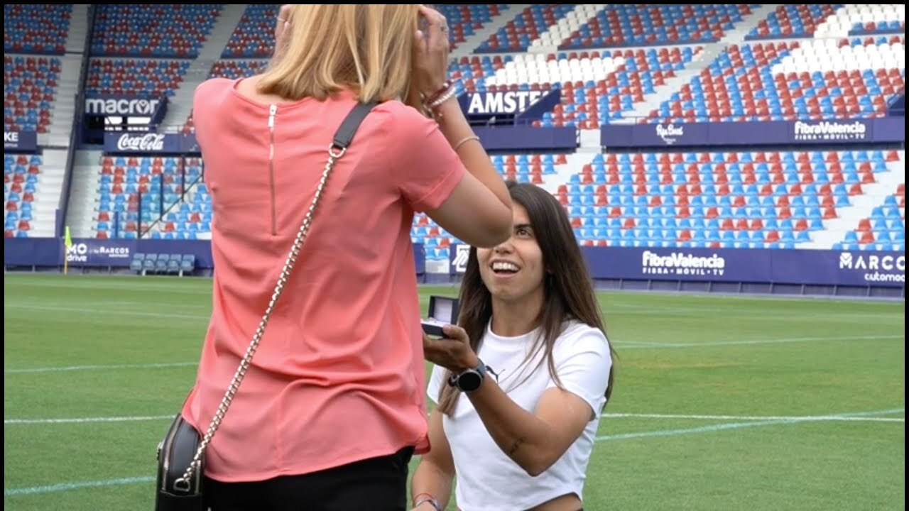 INSIDE | Así se vivió la pedida de Alba Redondo a su pareja | Levante ...