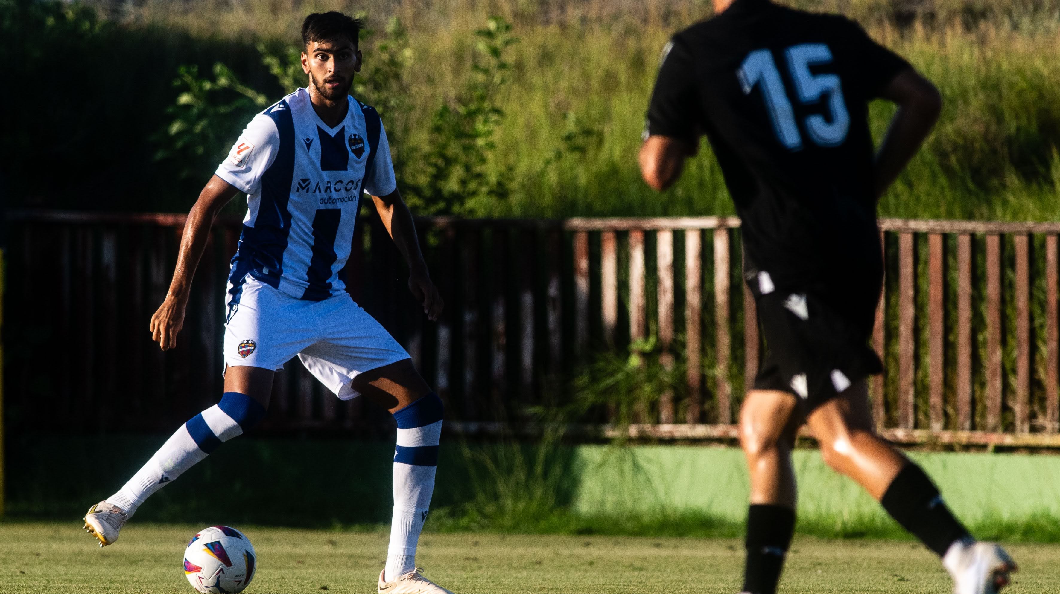 El Levante UD y el Al Qadsiah FC llegan a un acuerdo para el traspaso ...