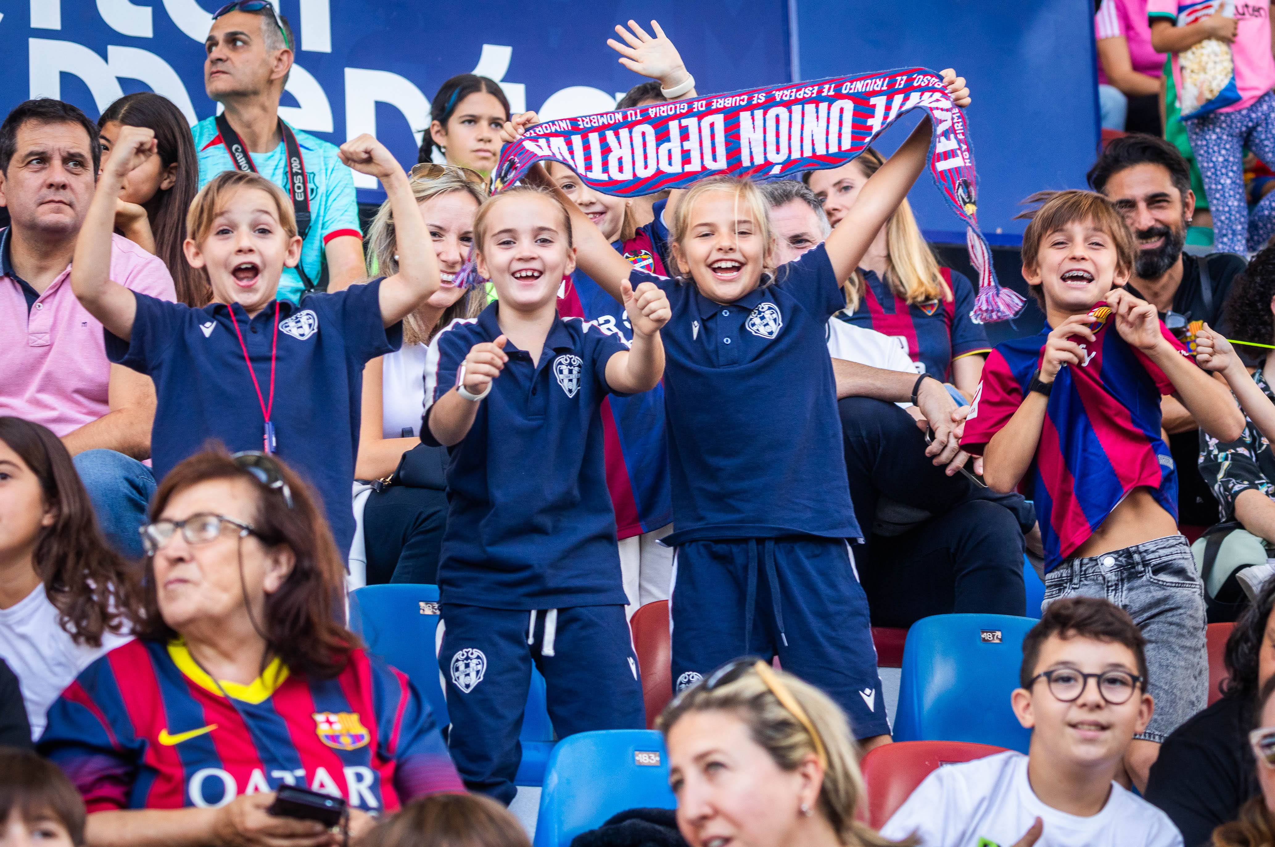 Las mejores imágenes del Levante UD - FC Barcelona en el Ciutat de València | Levante UD | Web ...