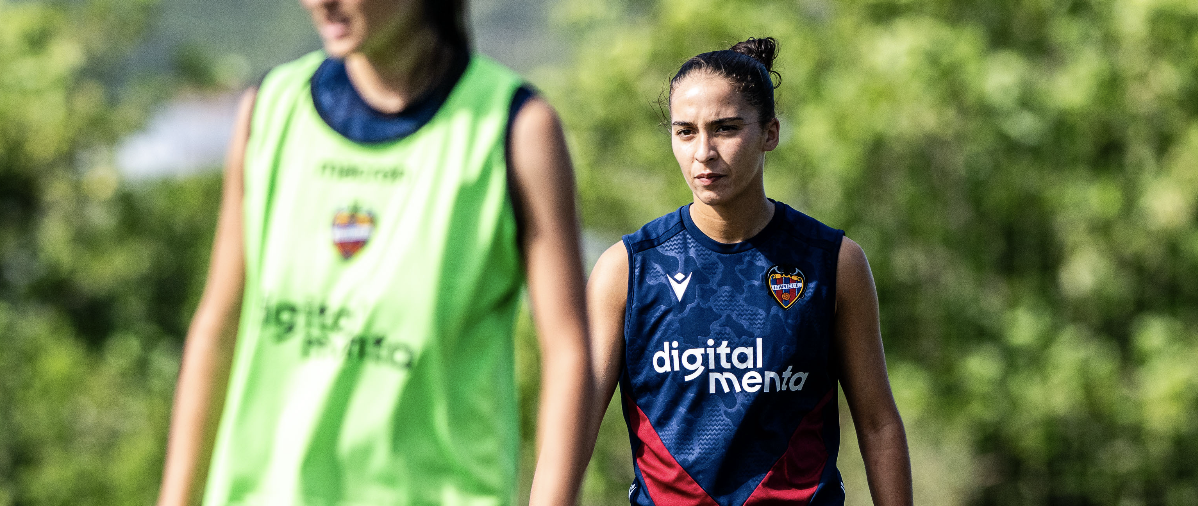 Convocatoria de las jugadoras del Levante UD con sus respectivas ...