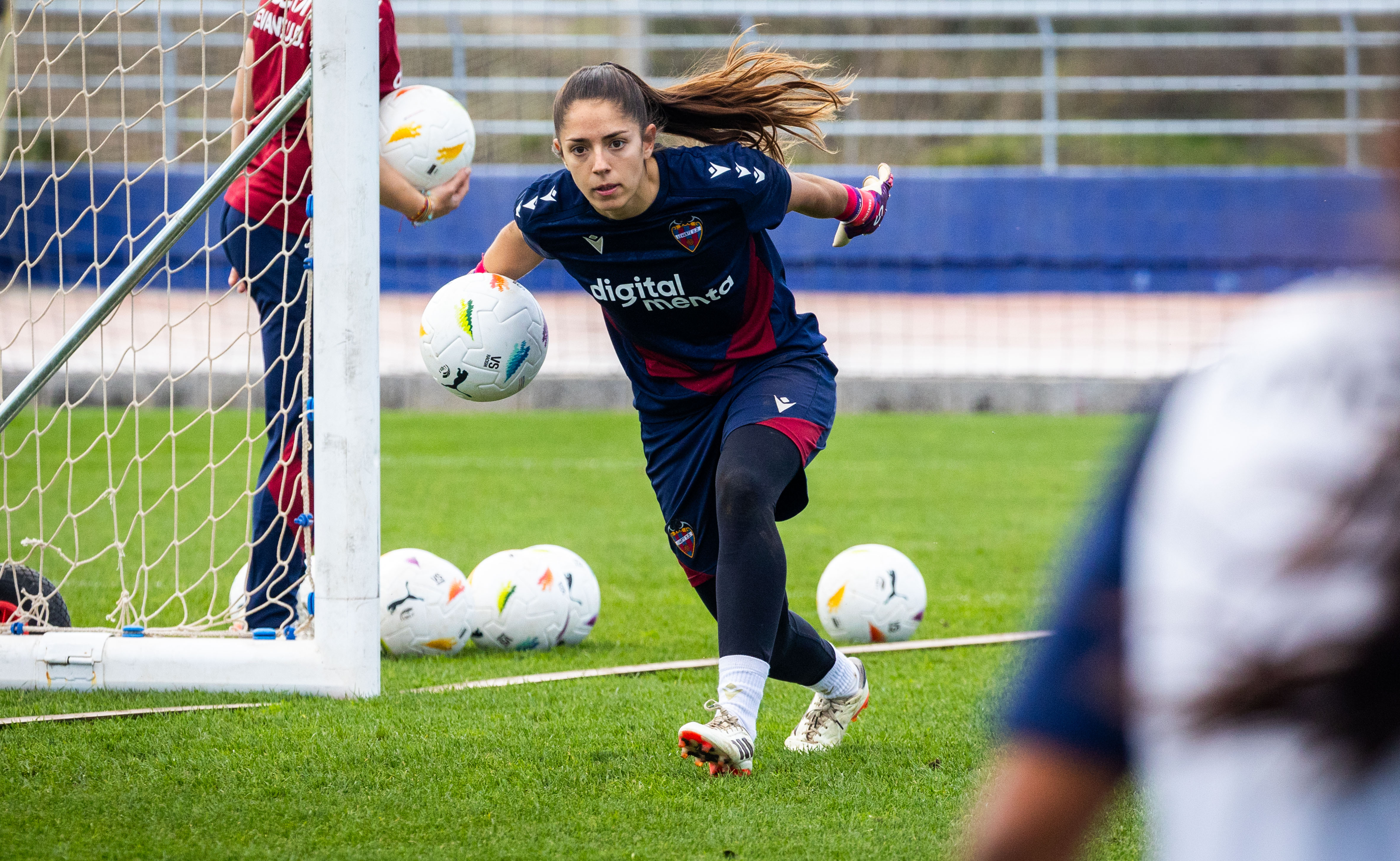 Convocatoria de las jugadoras del Levante UD con sus respectivas ...