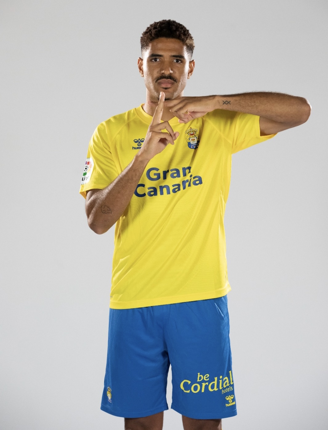 Saúl Coco firma su primer gol con la UD Las Palmas | UD Las Palmas ...