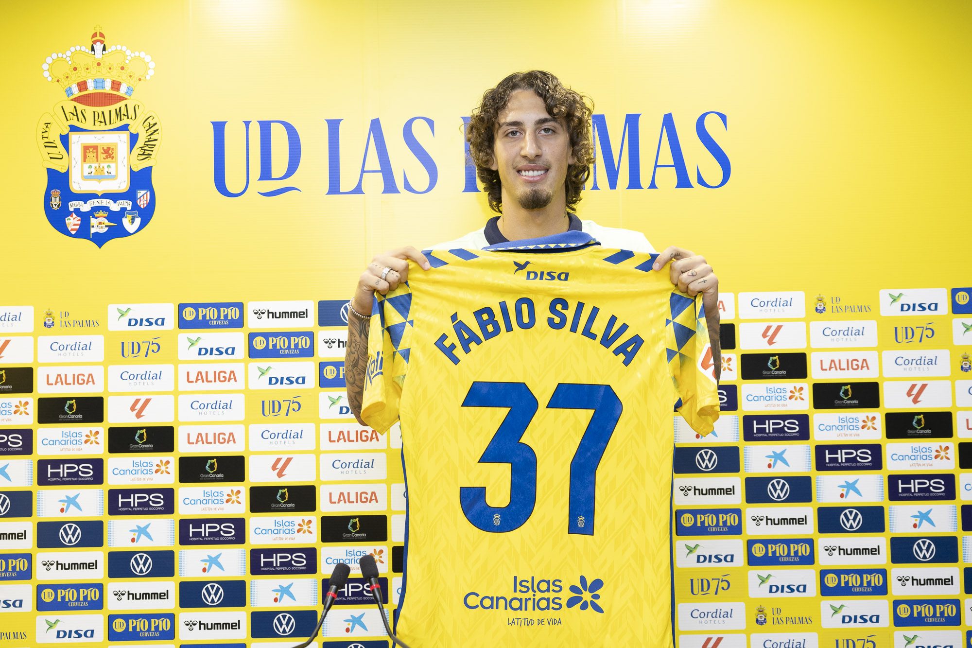 Fábio Silva: "Venir a Las Palmas es un gran paso para mi carrera" | UD ...