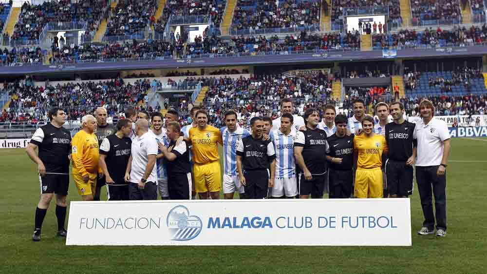 Málaga CF presents the football strip to the ONCE-Málaga team | Málaga ...