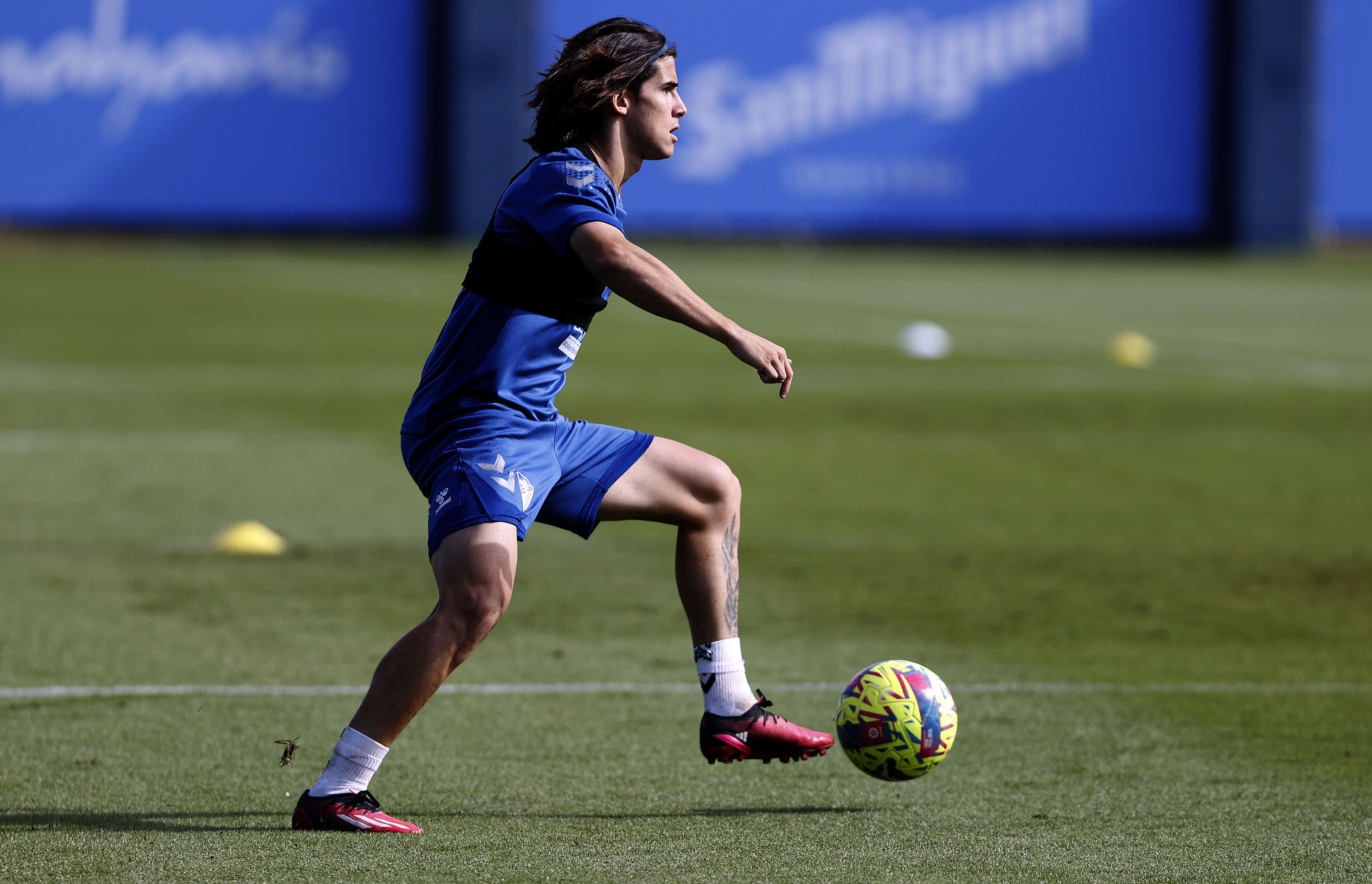 Álex Calvo on Spain’s shortlist for European Under-19 Championship ...