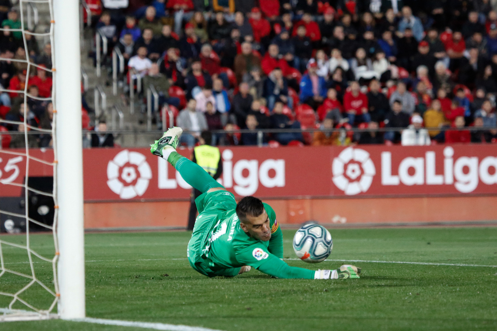 Manolo Reina: “We must win if we want to get out the relegation zone ...