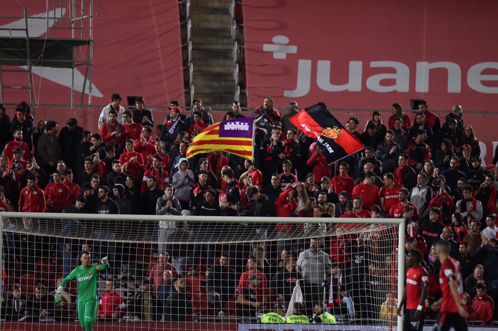 Season ticket registration is now open to all fans | RCD Mallorca | Web ...