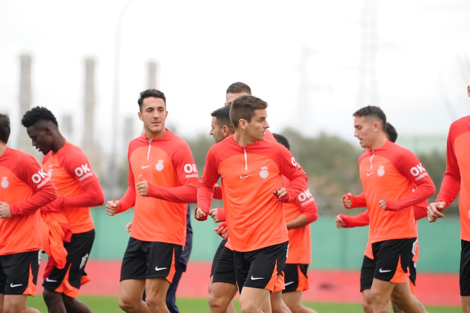 El primer equipo regresa a los entrenamientos | RCD Mallorca | Web Oficial