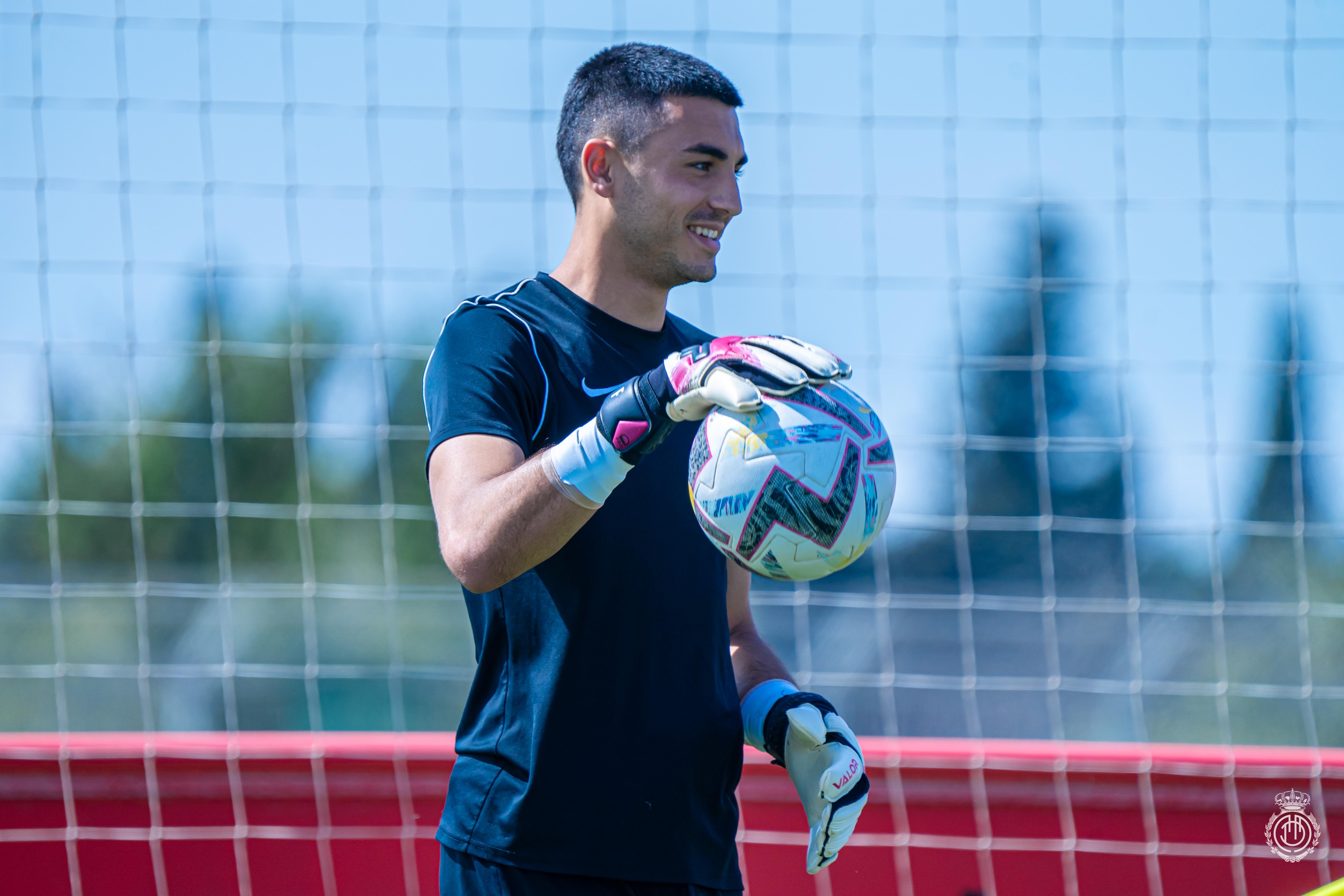 Leo Román: “Siento una felicidad inmensa” | RCD Mallorca | Web Oficial