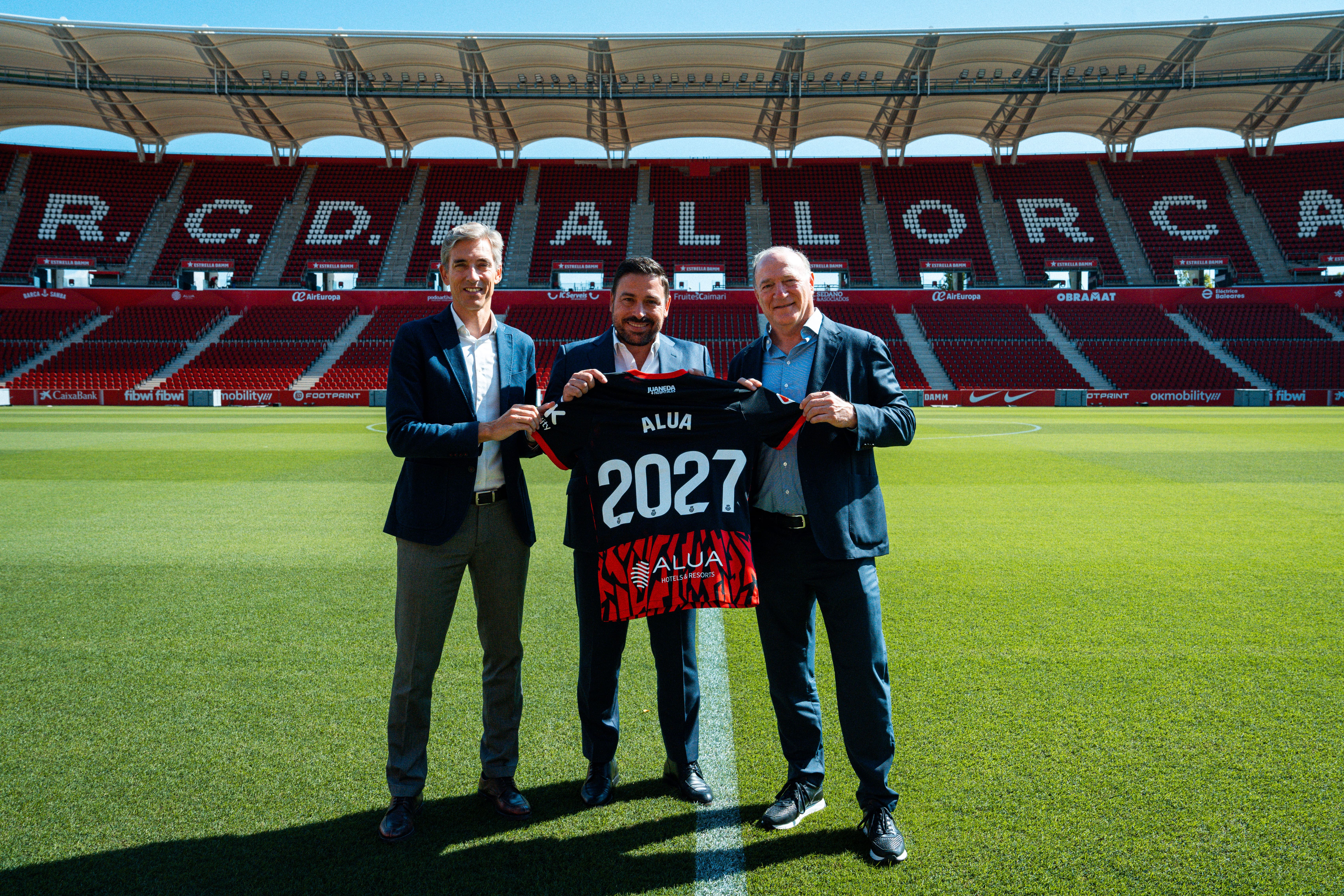 World of Hyatt/Alua Hotels and RCD Mallorca renews its partnership ...