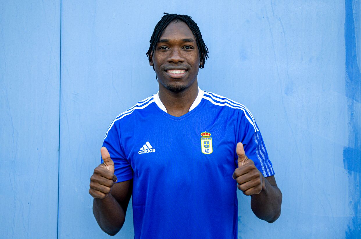 Matovu refuerza el Vetusta | Real Oviedo | Web Oficial