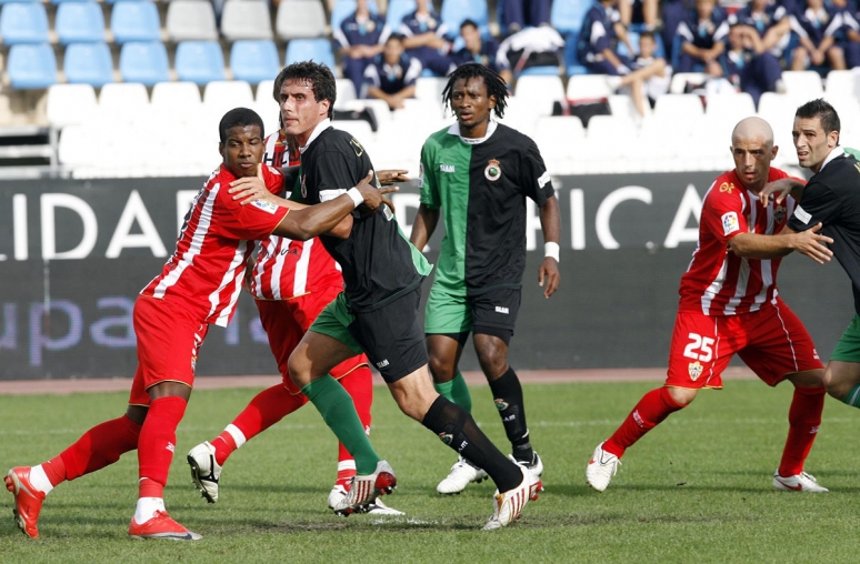 Tchité: "Dedico el gol ante el Almería a la afición del Racing" | Real ...