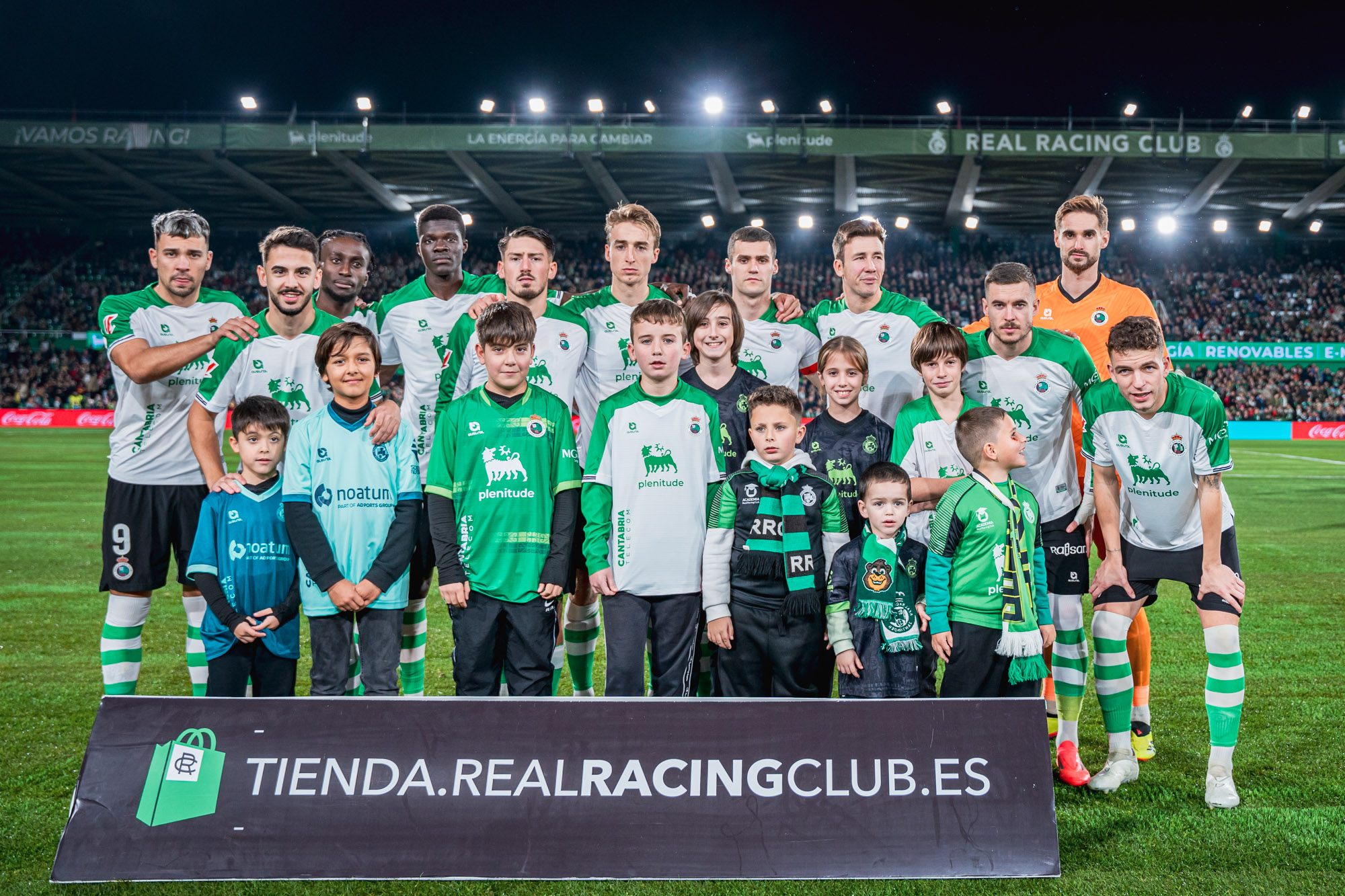 Comienza la venta anticipada de entradas, para abonados del Racing 24/ ...