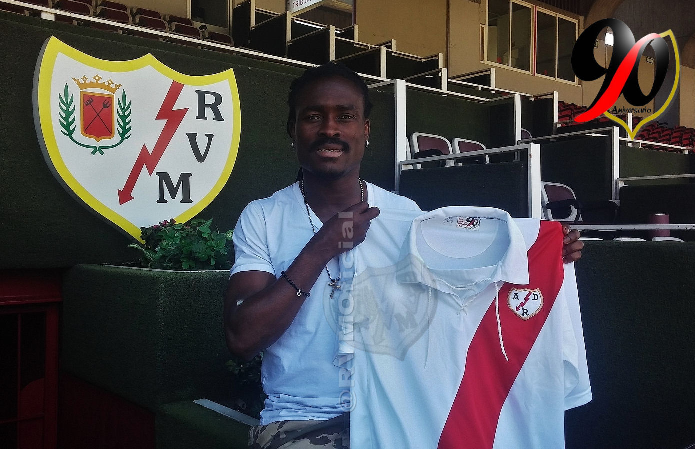 Derek Boateng nuevo jugador del Rayo | Rayo Vallecano | Web Oficial
